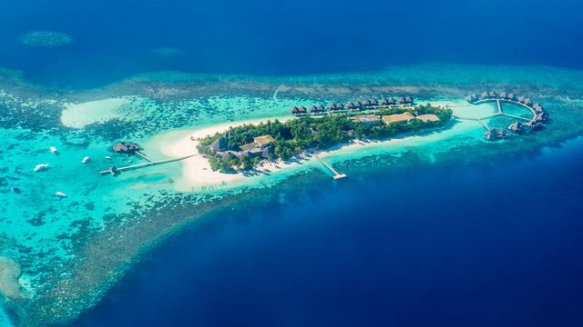 13 Places Where You Can See The Clearest Water In The World