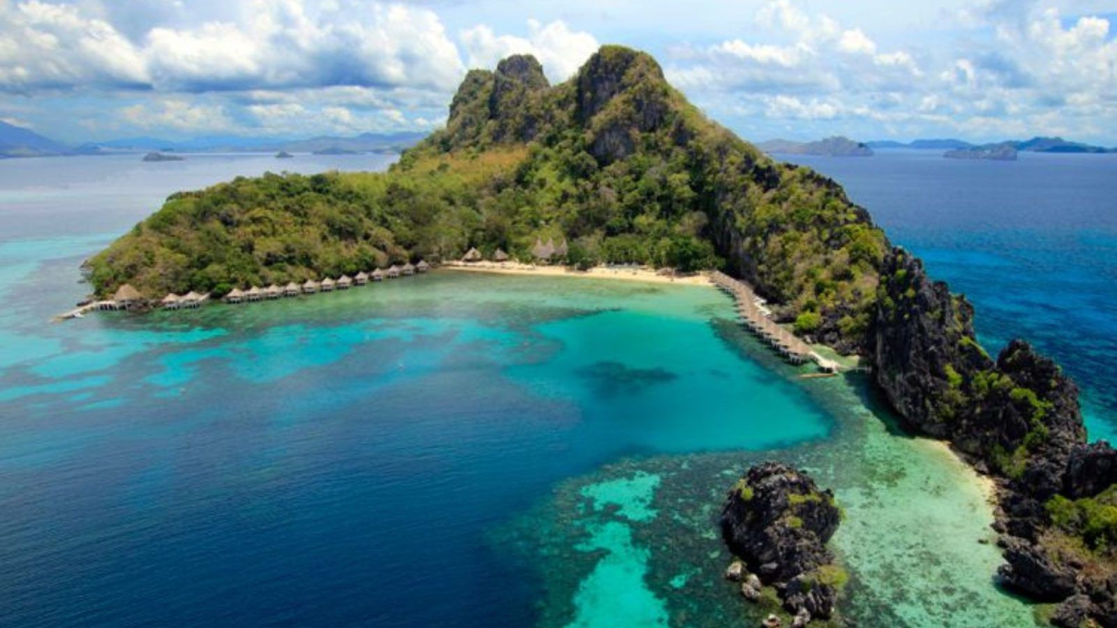 13 Places Where You Can See The Clearest Water In The World