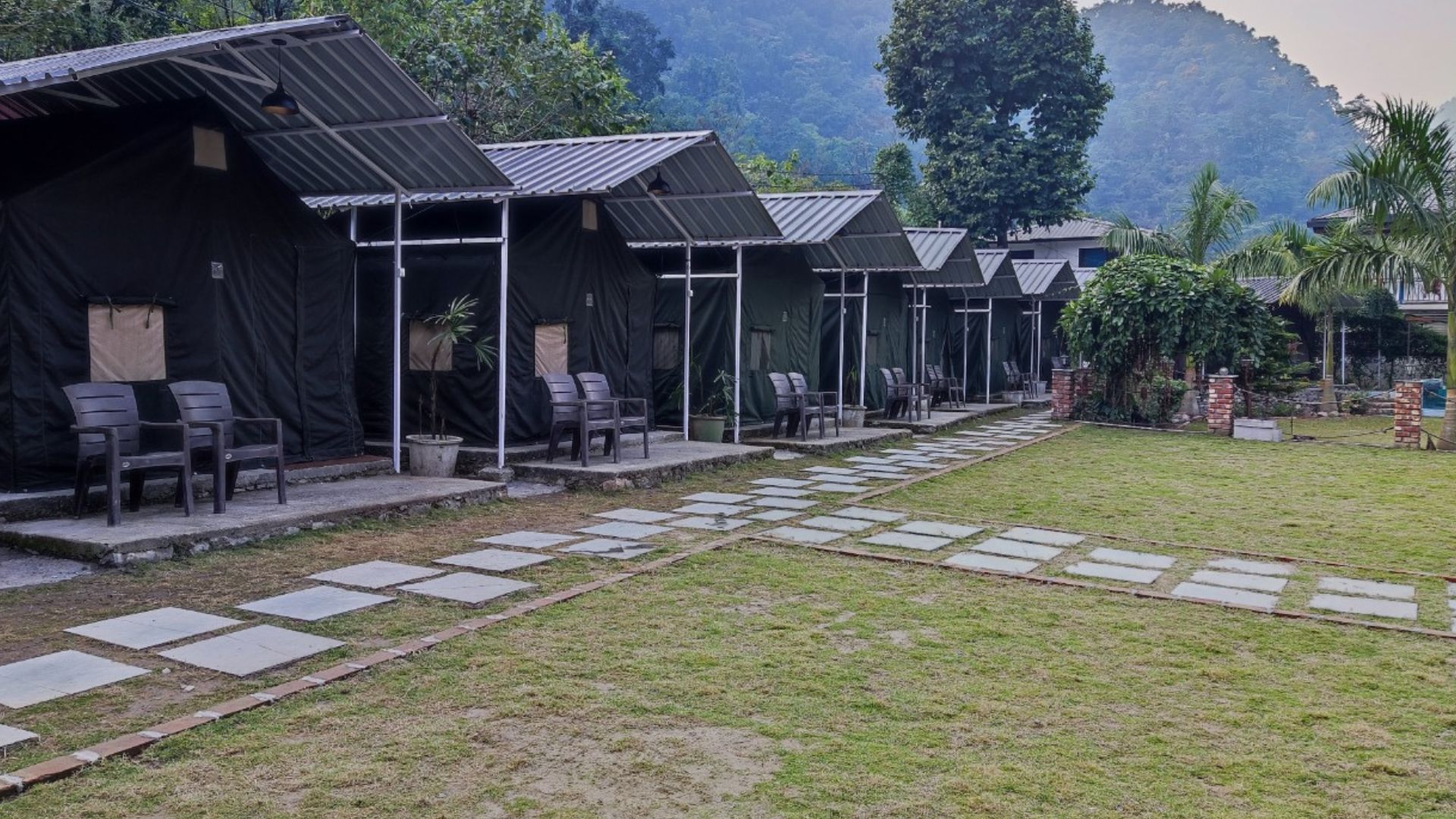 Visit These Incredible Riverside Premium Camps In Rishikesh