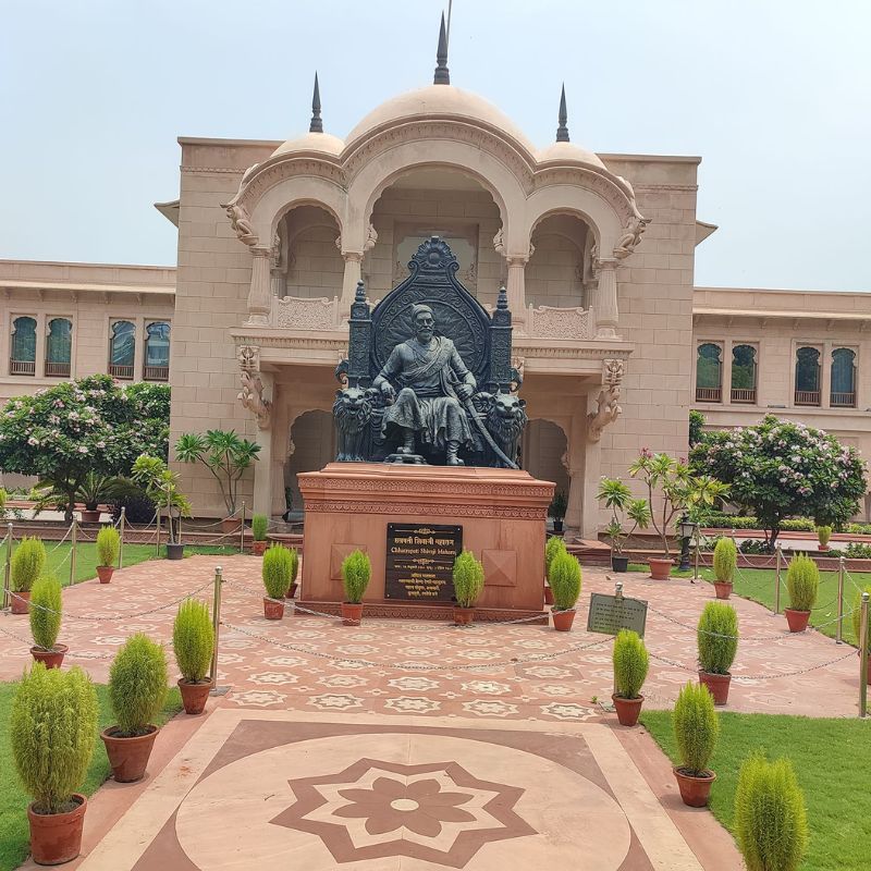 Restaurants, Hotels & Cafes In Best Cities In India & Abroad - Travel ...