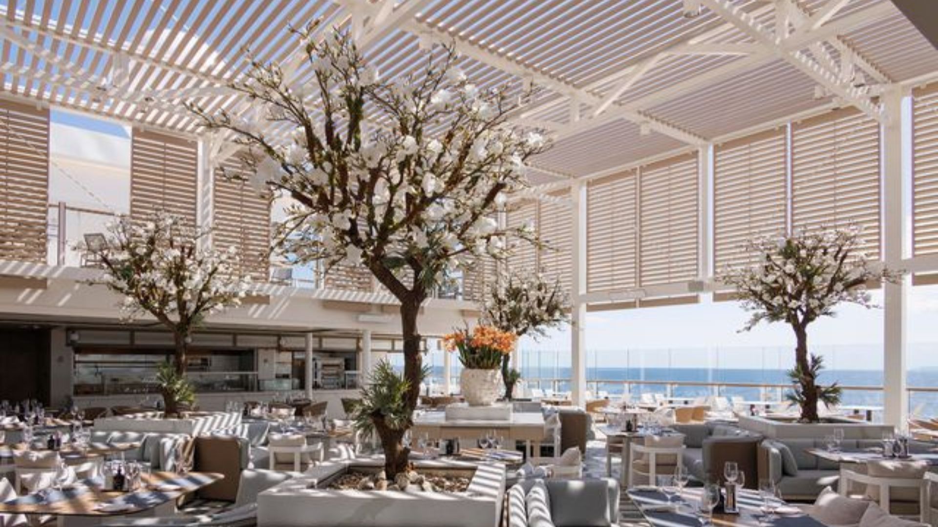 This New Luxury Cruise Has A Gorgeous Infinity Pool