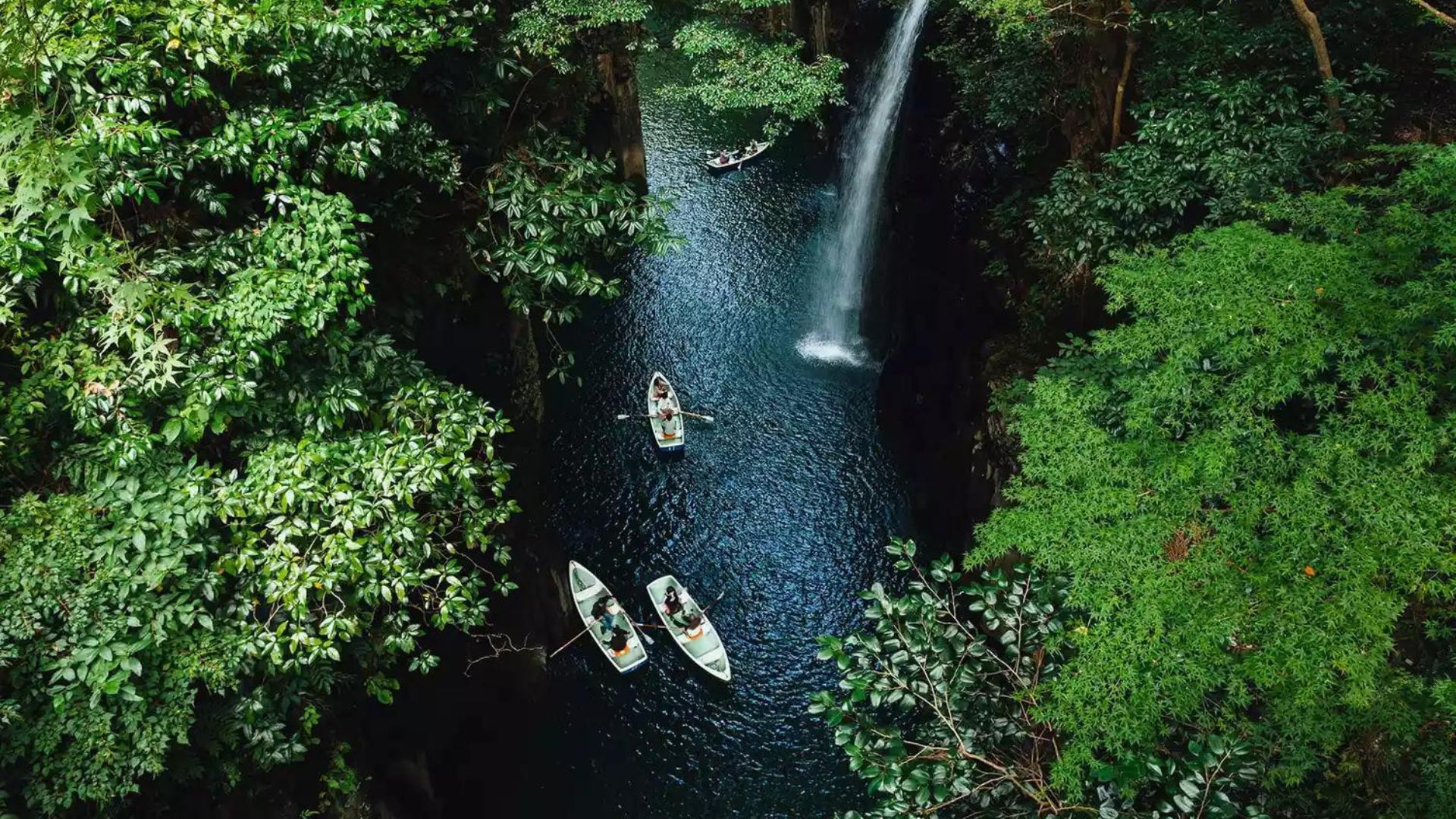 25 Most Beautiful Places In Japan