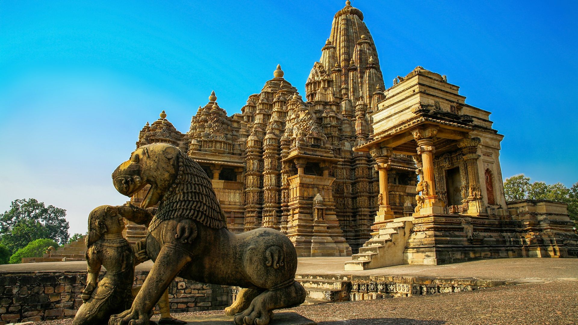 Explore The Most Beautiful Temples Of North India