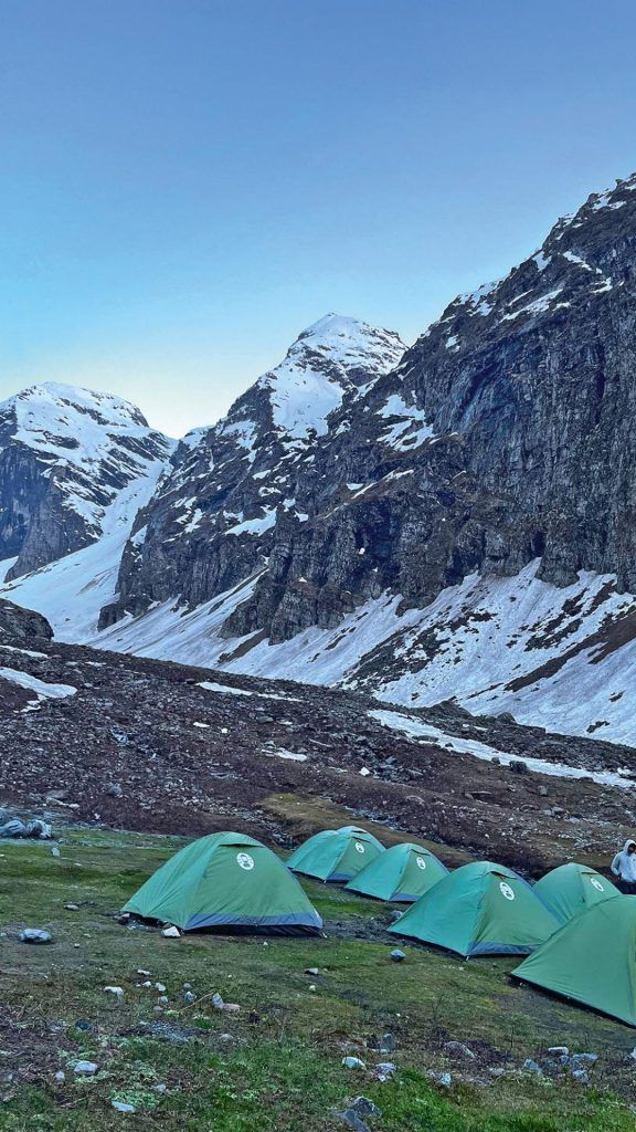 Traversing Himachal Pradesh's Hampta Pass Trek (As A Novice Climber!)