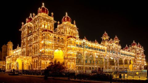 Mysore Dussehra Guide: Parades & Lit Up Palaces - Mysuru Dasara 2023