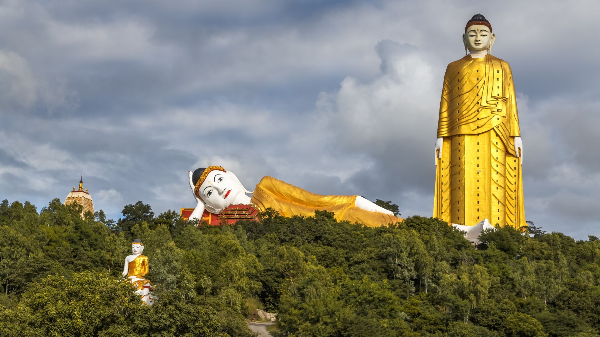 Explore The Tallest Statues In The World