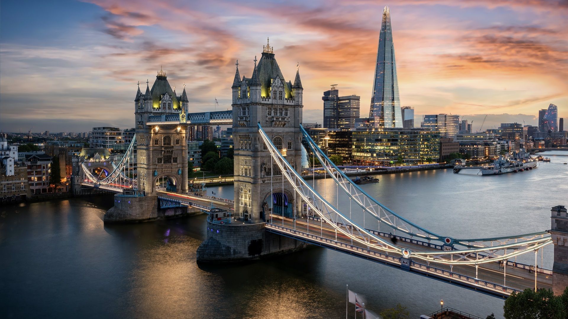 13 Spectacular & The Best Skylines In The World (with Photos) - 2024