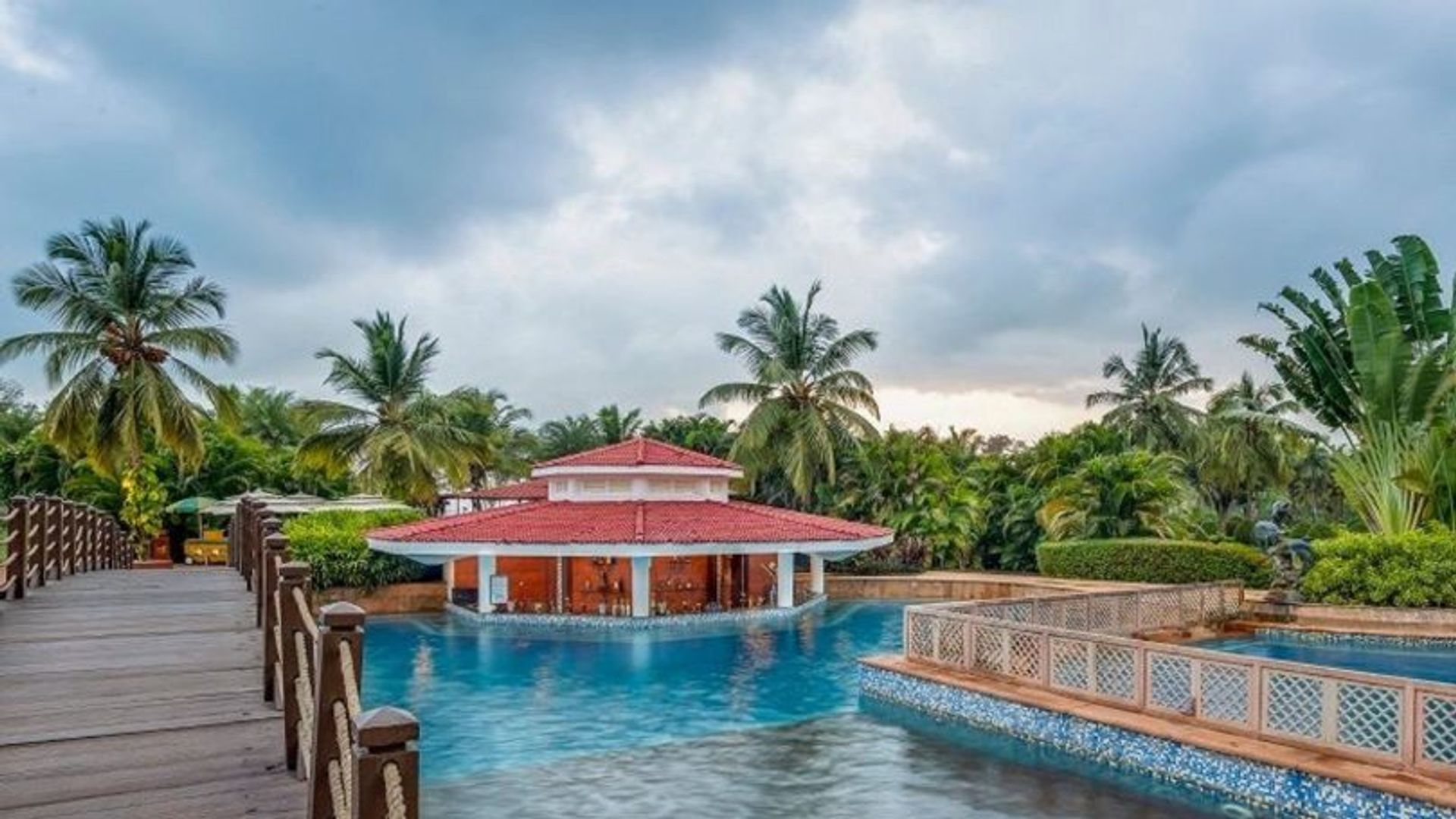8 Best Hotels Near Beach In Goa For A Scenic View: Beach Hotels In Goa 2024