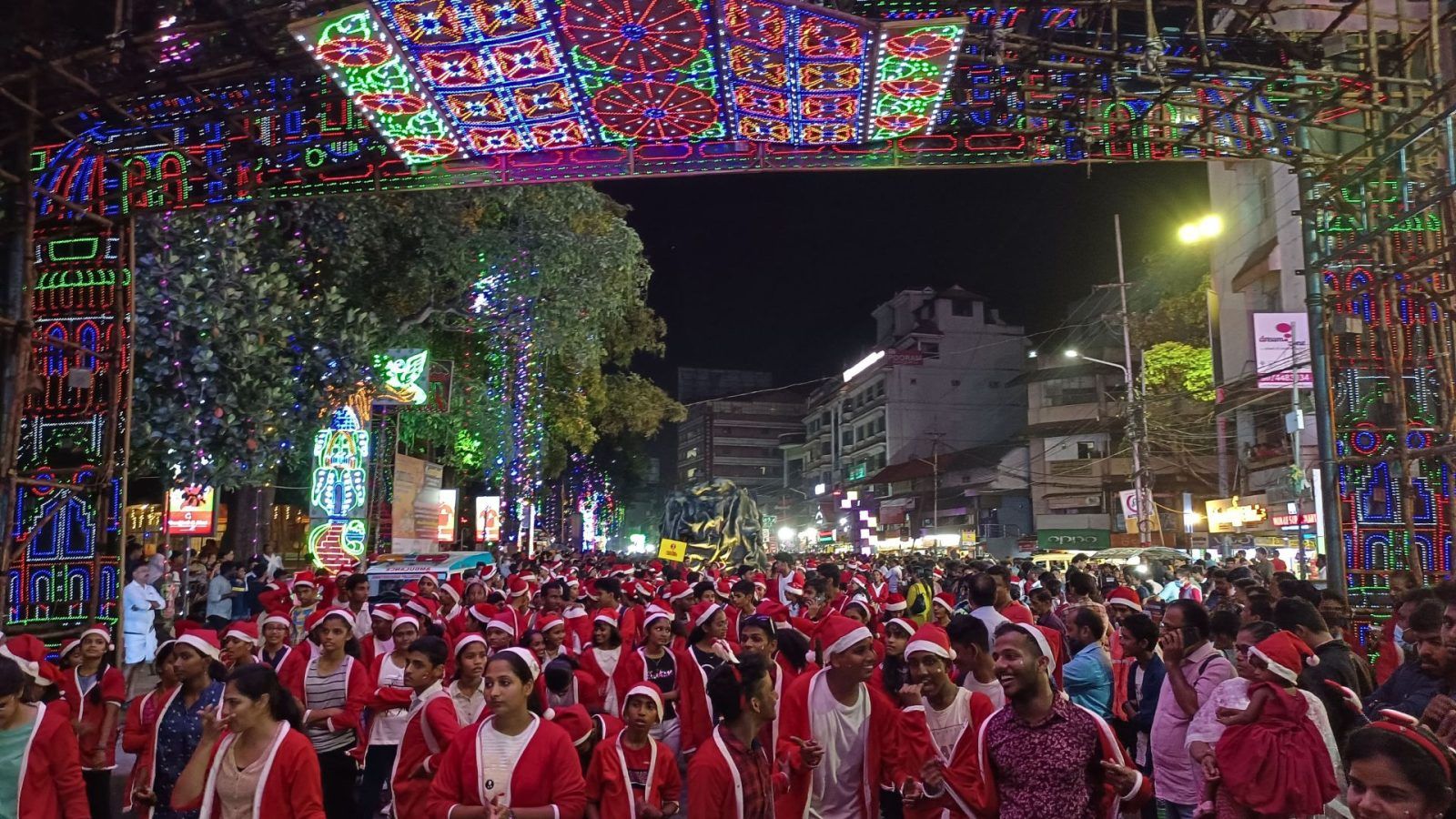 Buon Natale: Kerala's Christmas Revelry Uniting Thousands Of Santas