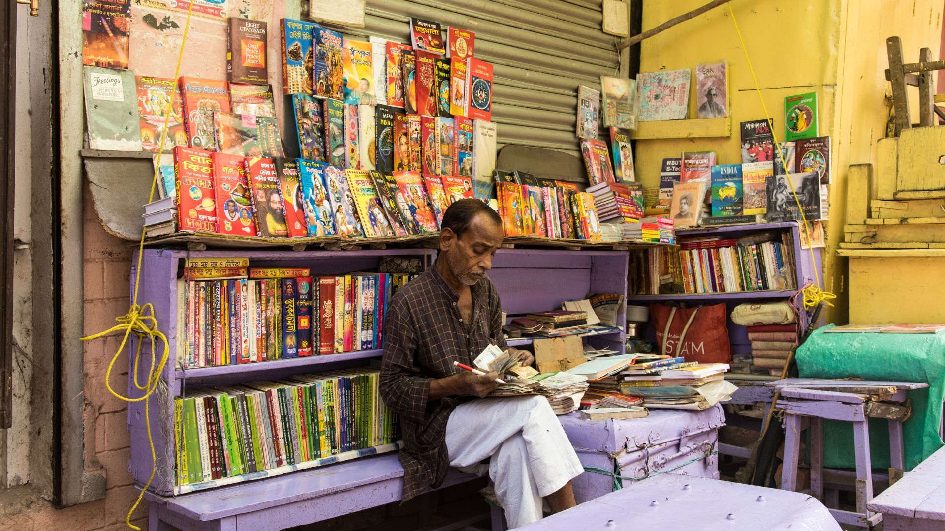 Bookstores In Kolkata: Navigating Literary Lanes In The Cultural Capital