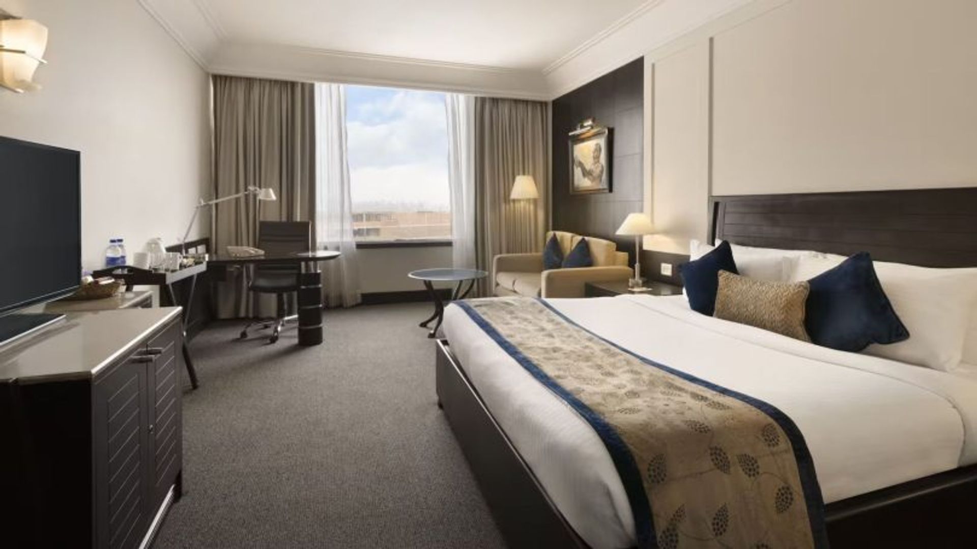 9 Hotels In Varanasi: Most Luxurious Varanasi Hotels To Book In 2024