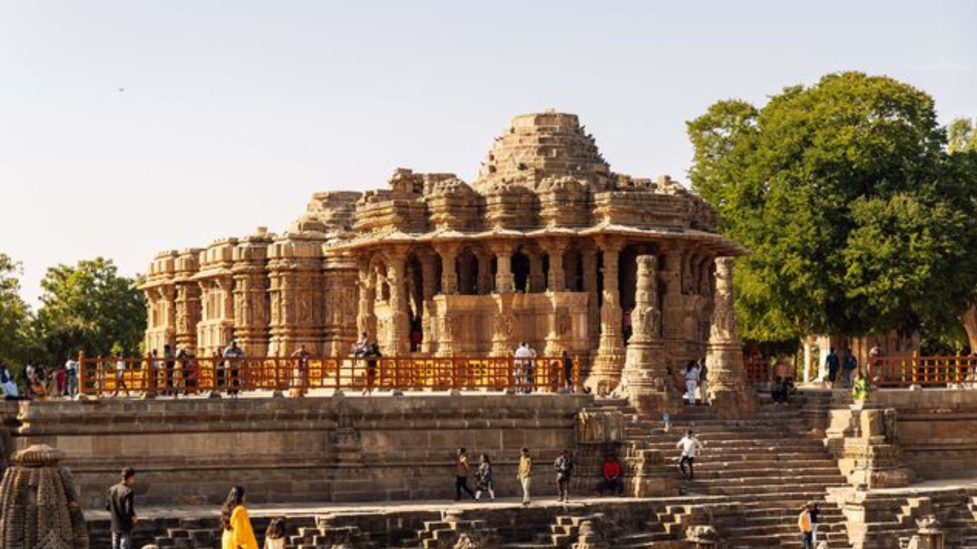 15 Best Places To Visit in India, According To Travel Experts