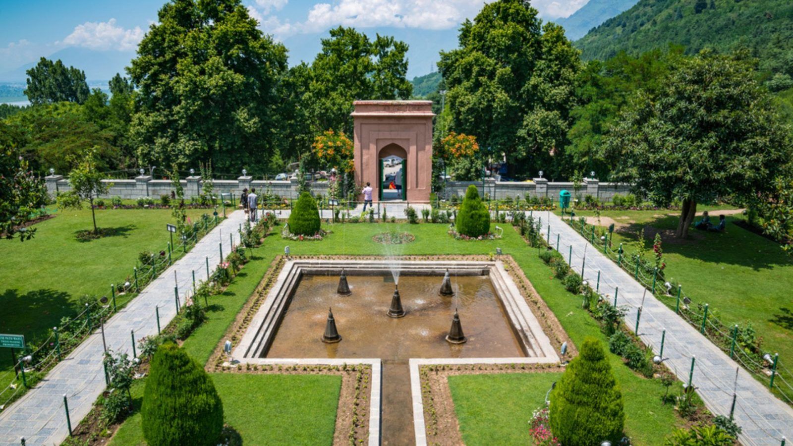 Places To Visit In Srinagar (Kashmir): Natural Attractions To Explore 2024