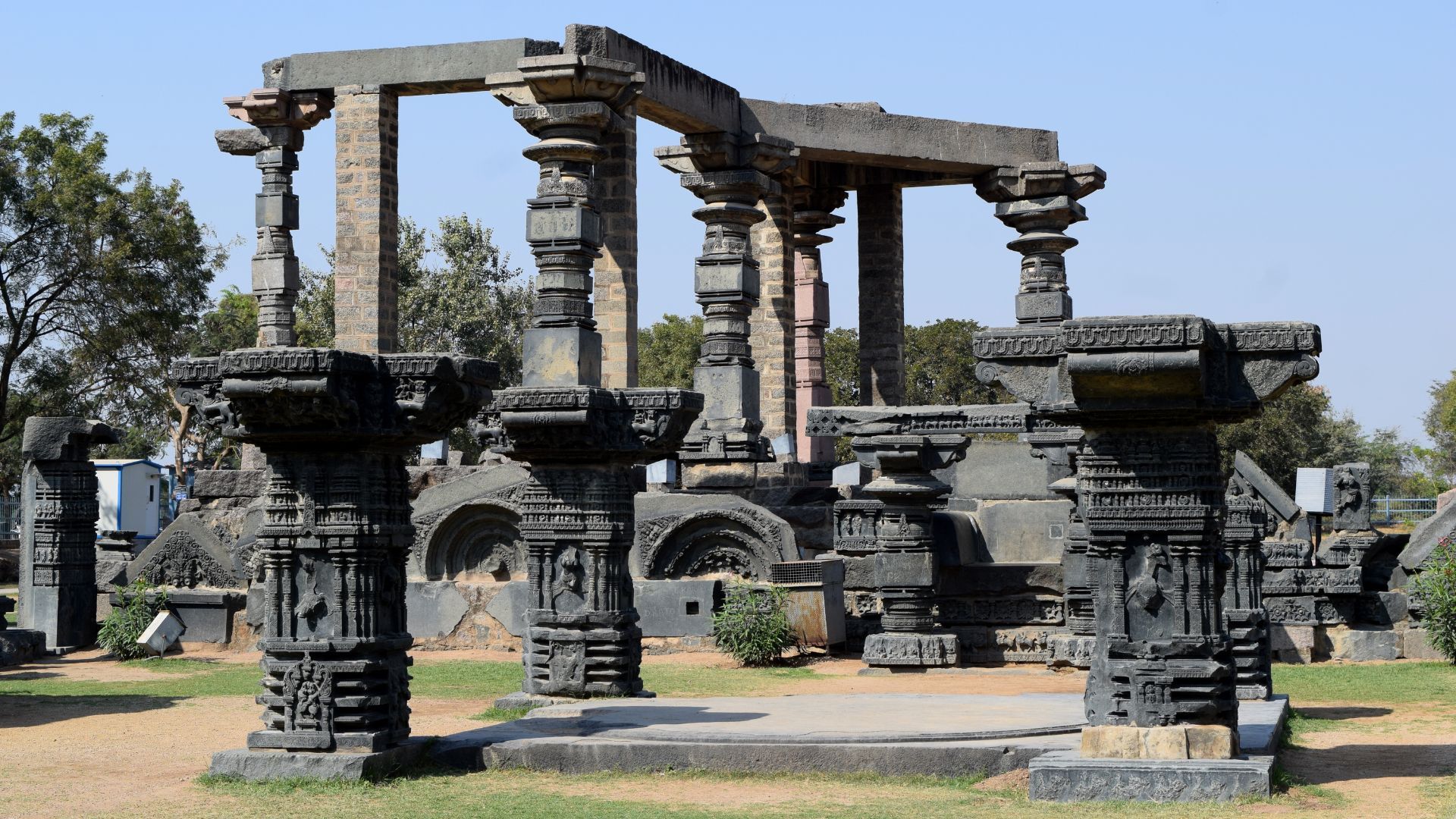 Famous Forts In Hyderabad: Majestic Historical Palaces To Explore 2024