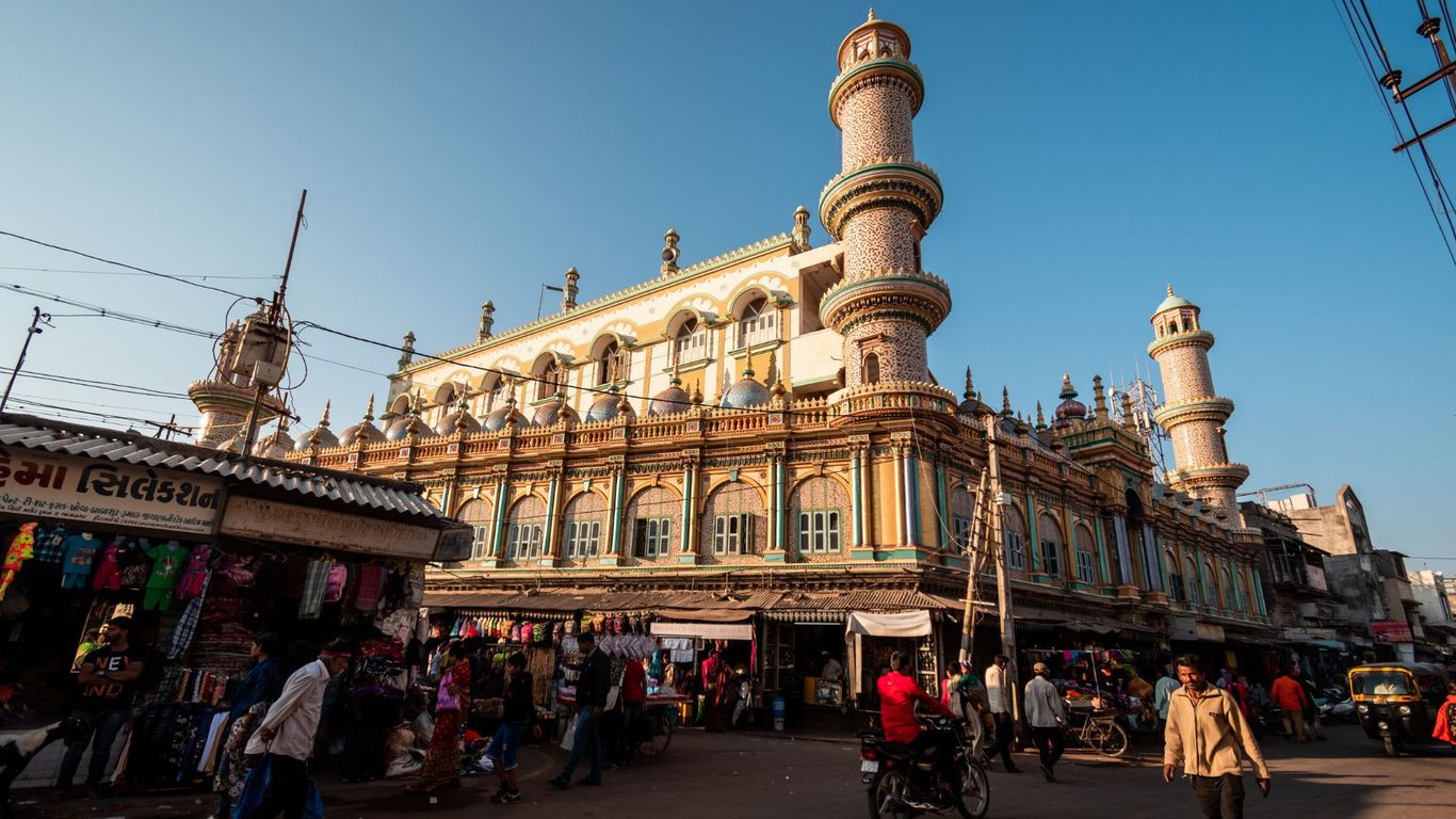 Places To Visit In Jamnagar: Travel Guide to The Best Tourist ...