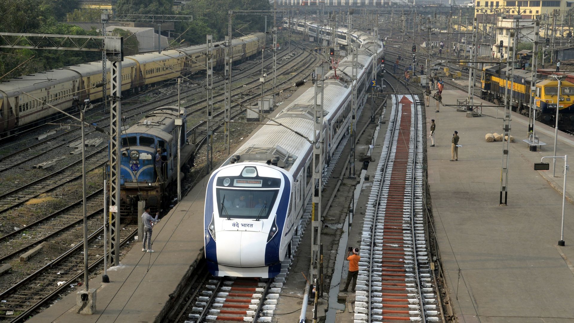 Patna To Lucknow And Siliguri Vande Bharat Trains: Key Details