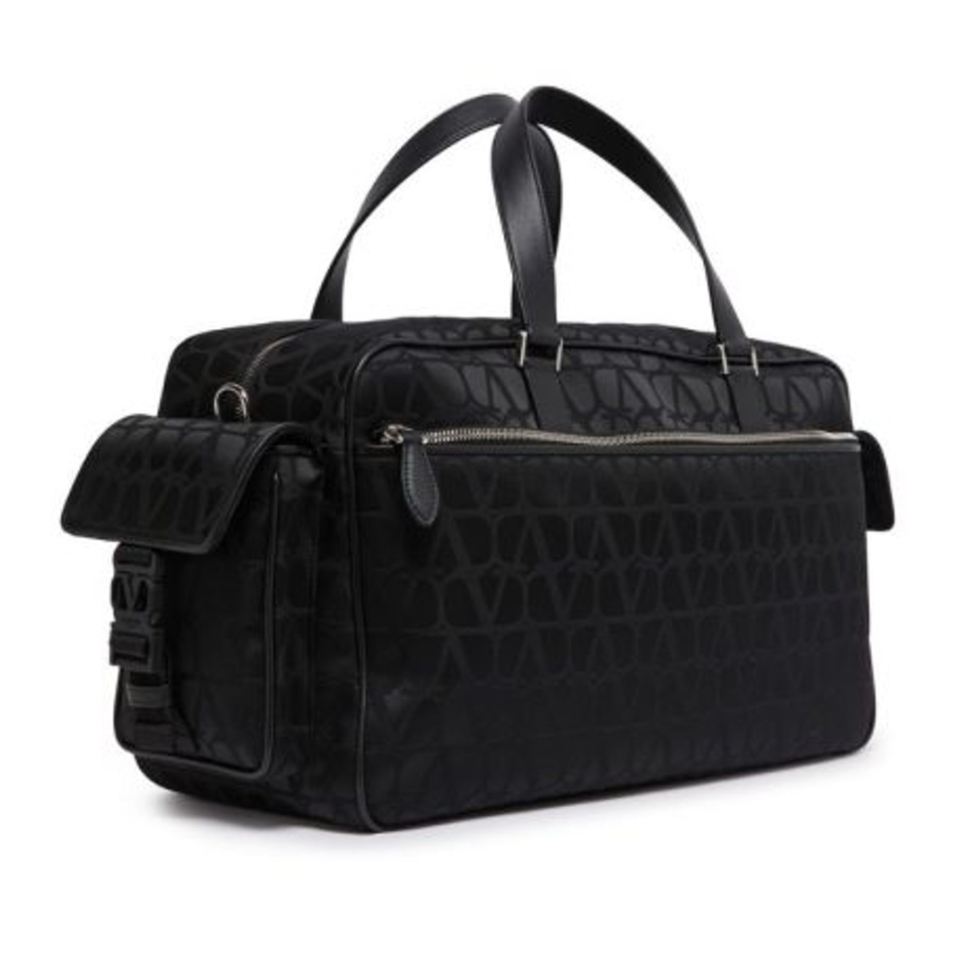 10 Luxury Luggage Bags To Travel In Style: Premium Bags To Buy 2024