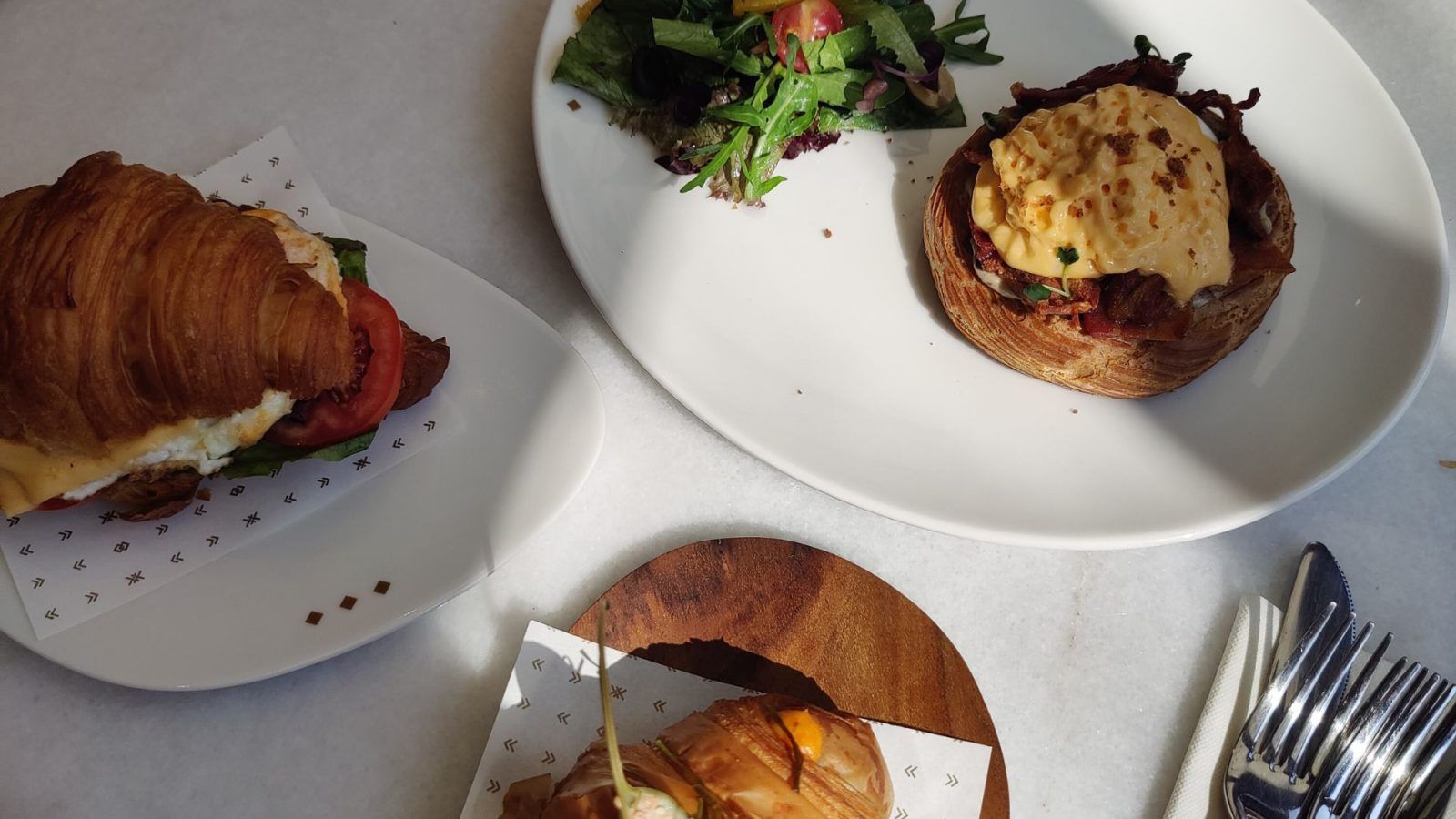 Bengaluru’s Lavonne Café & Academy Opens In New Delhi With A Bang!