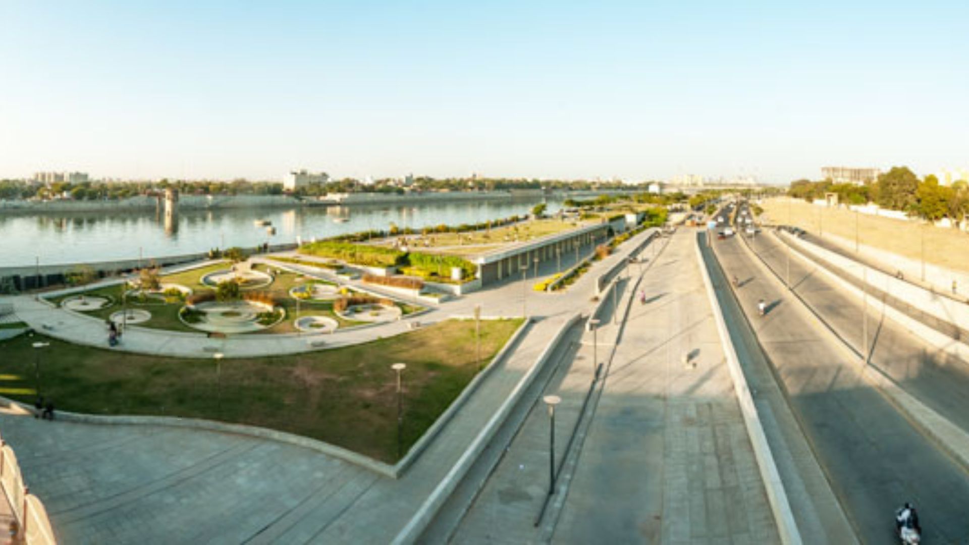 Riverfronts In India Go From Sacred To Spectacular