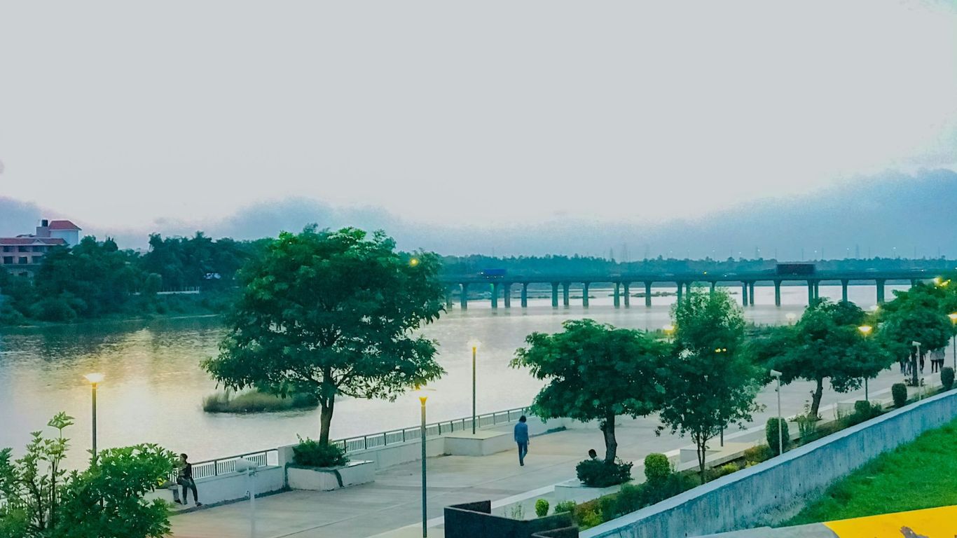 Riverfronts In India Go From Sacred To Spectacular