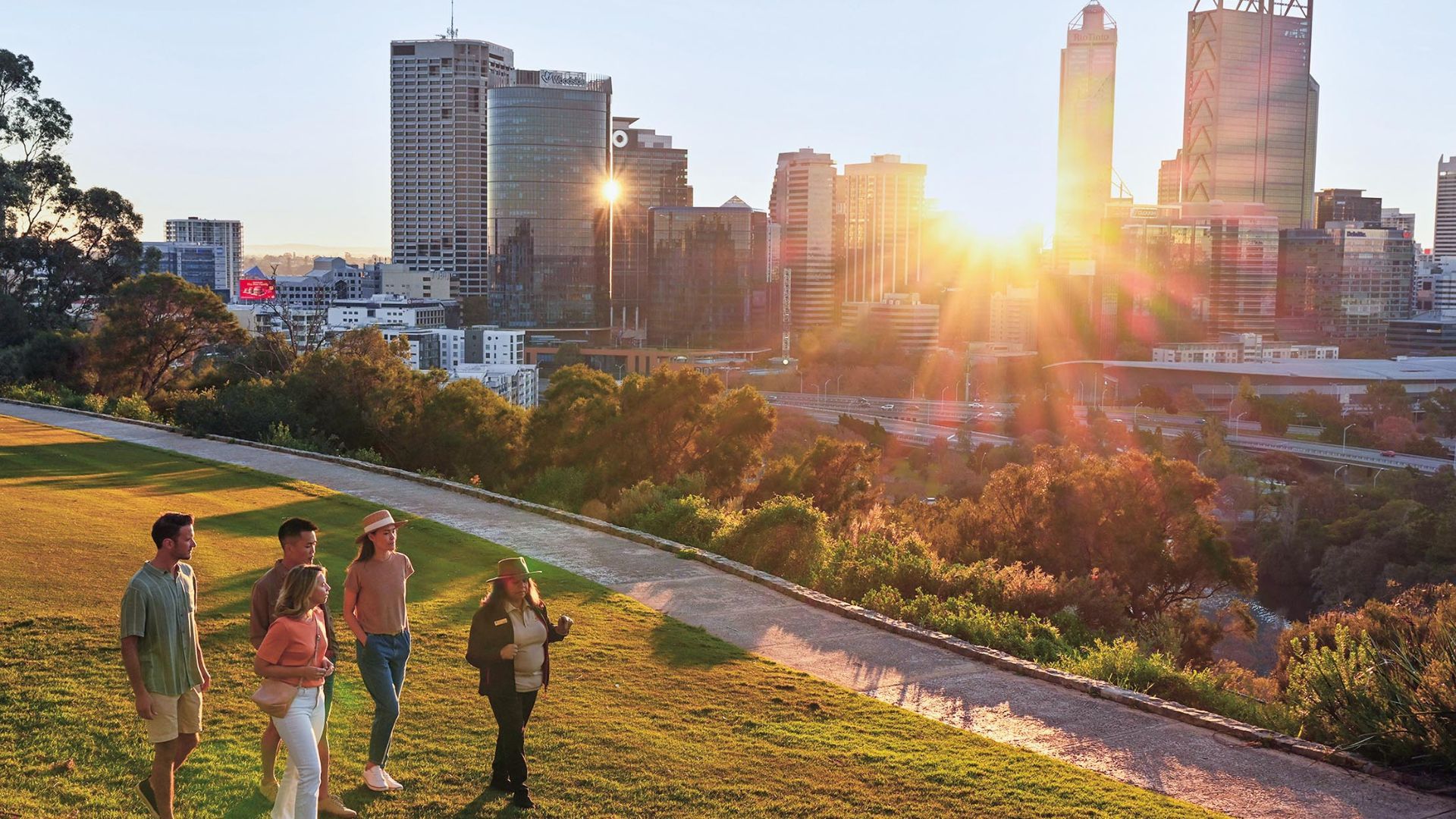 Western Australia: Your Guide To See, Eat, And Do