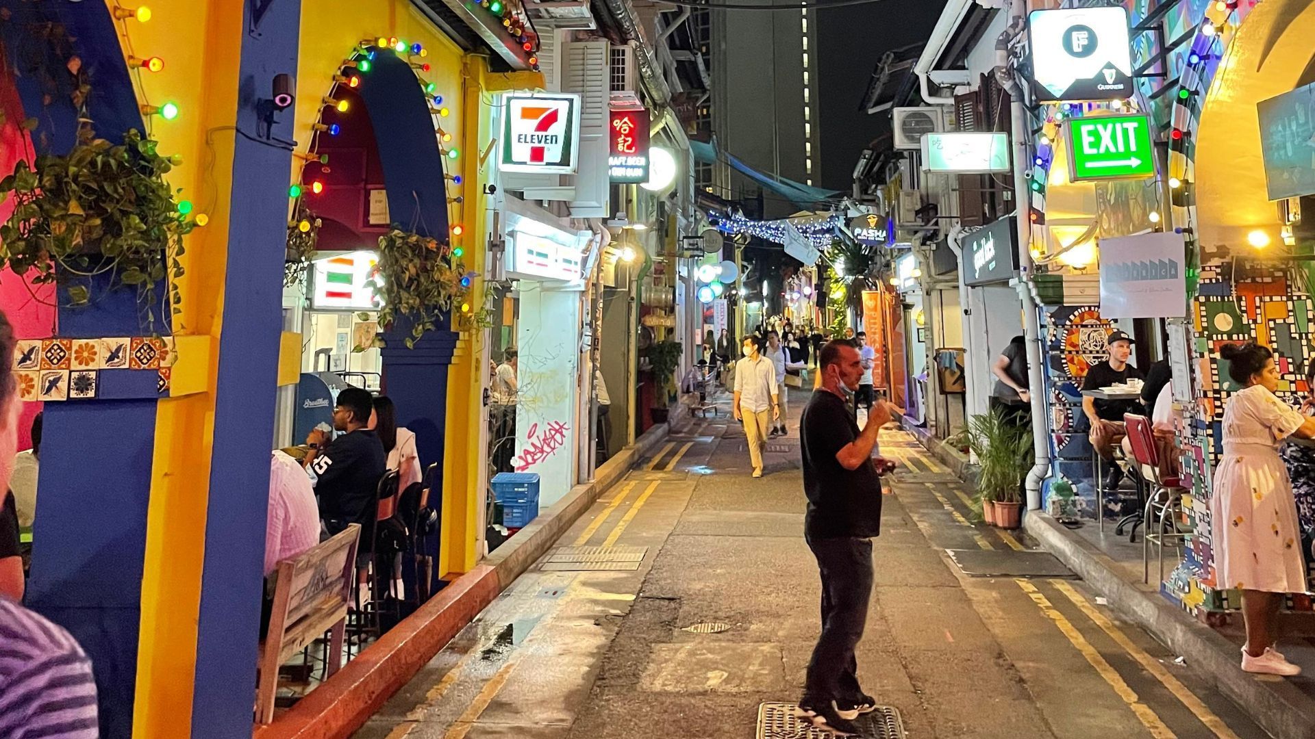 Haji Lane Singapore: Shopping, Restaurants, Cafes & Nightlife Guide 2024