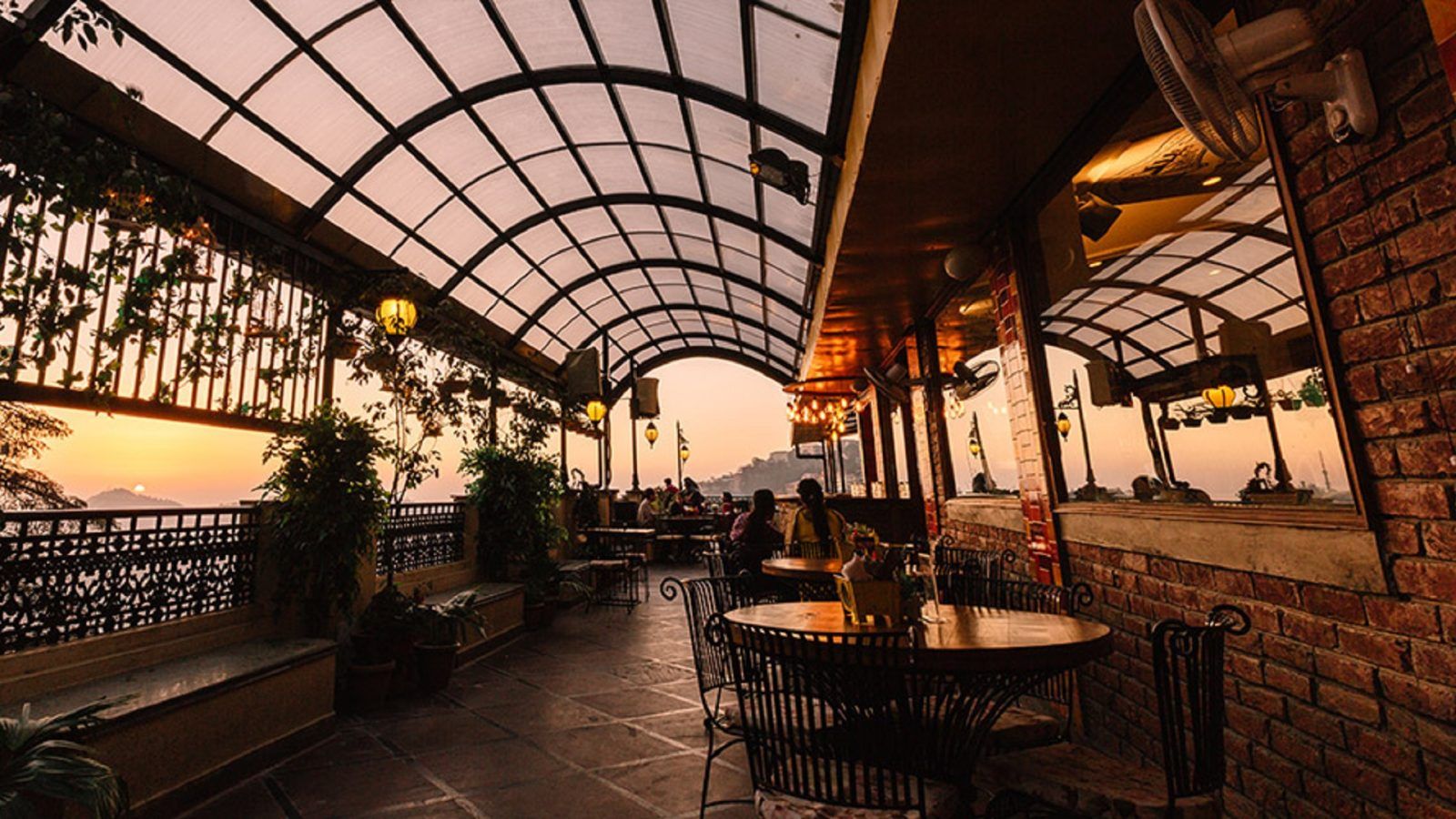 Restaurants In Shimla: Cafes & Best Places To Eat The Most Popular ...