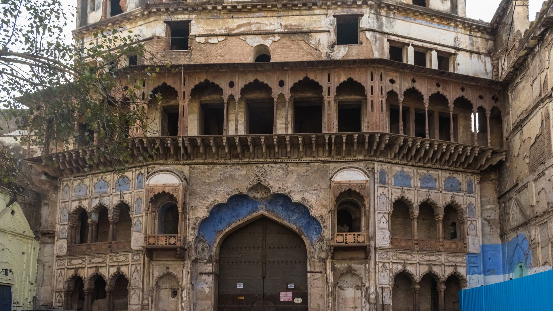 Mystical & Haunted 'Stree 2' 2024 Real-Life Filming Locations At Chanderi