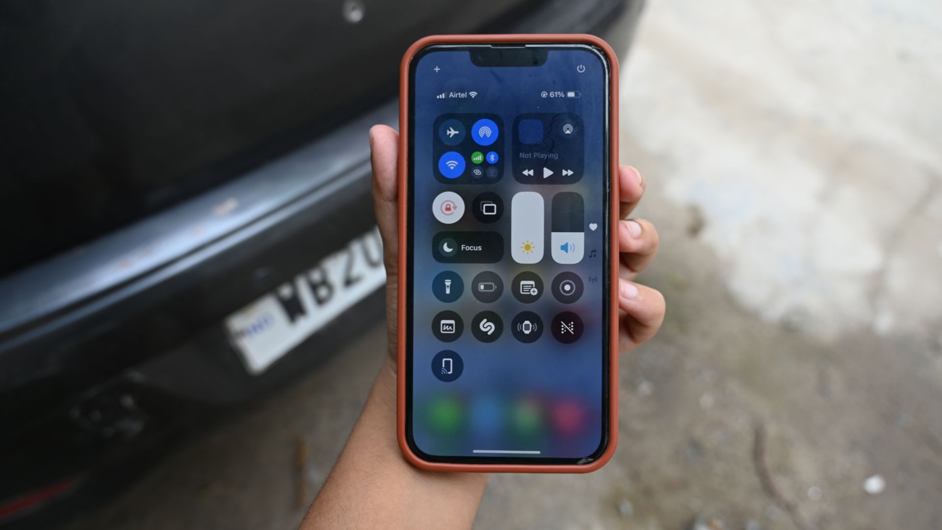 Apple's Vehicle Motion Cues Feature In iOS 18 Prevents Motion Sickness