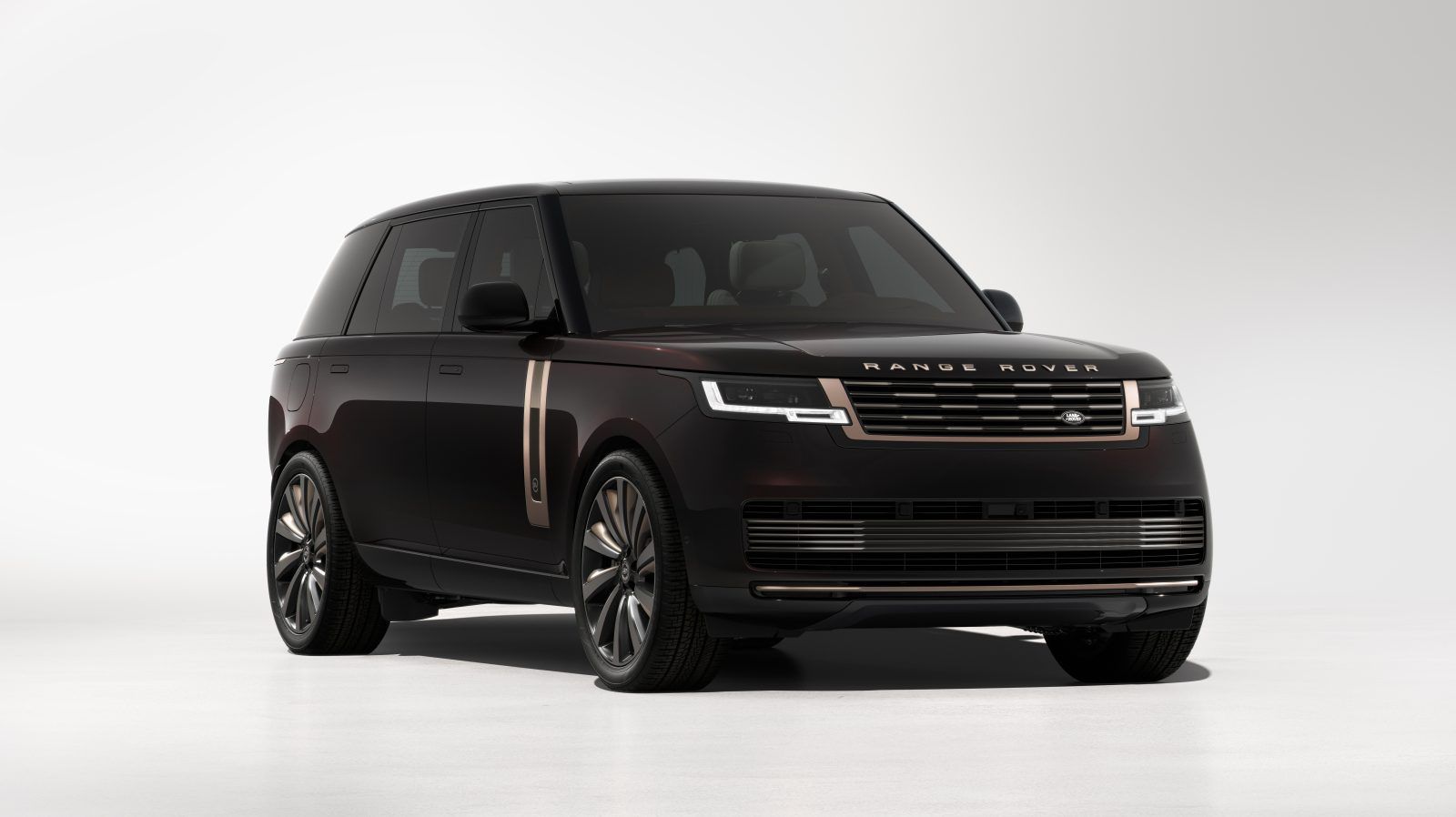 All You Need To Know About The Range Rover SV Ranthambore Edition