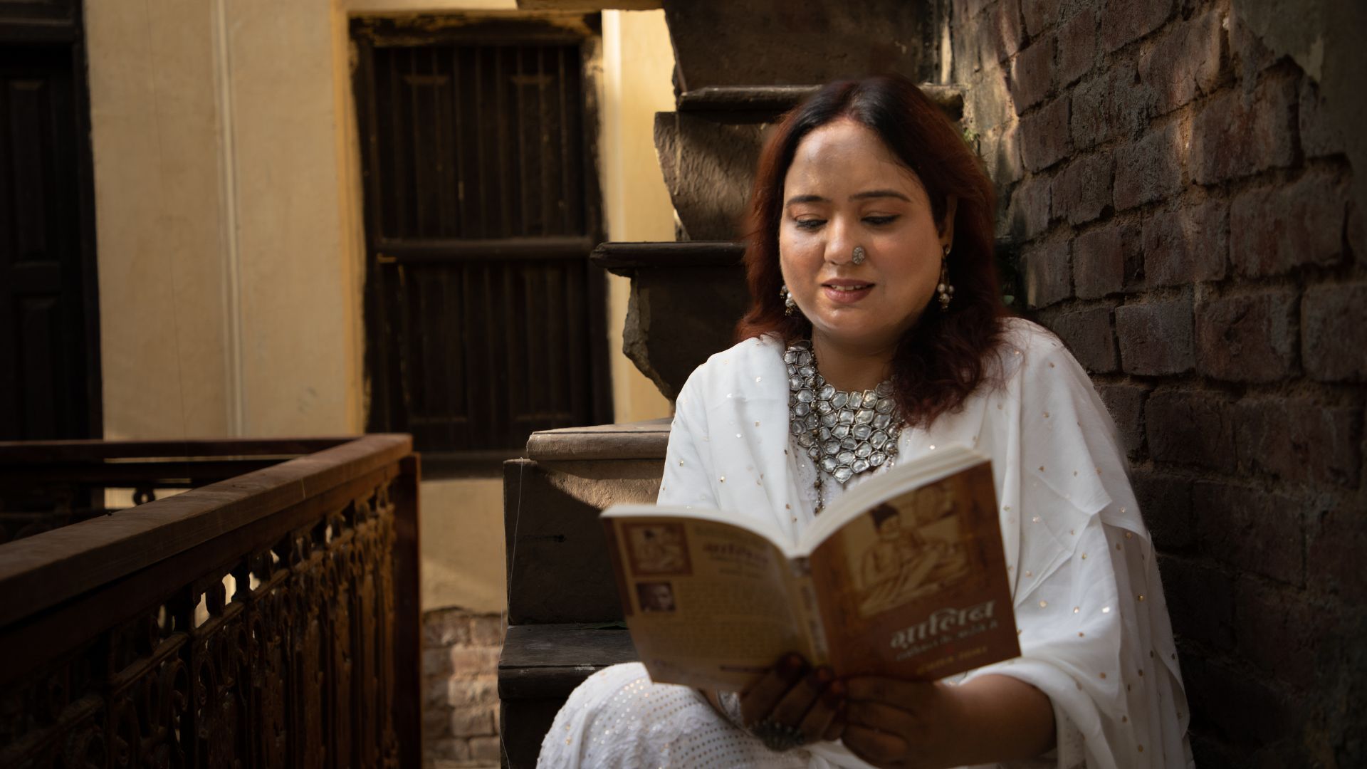 Meet Fouzia Dastango: India’s First Female Dastango