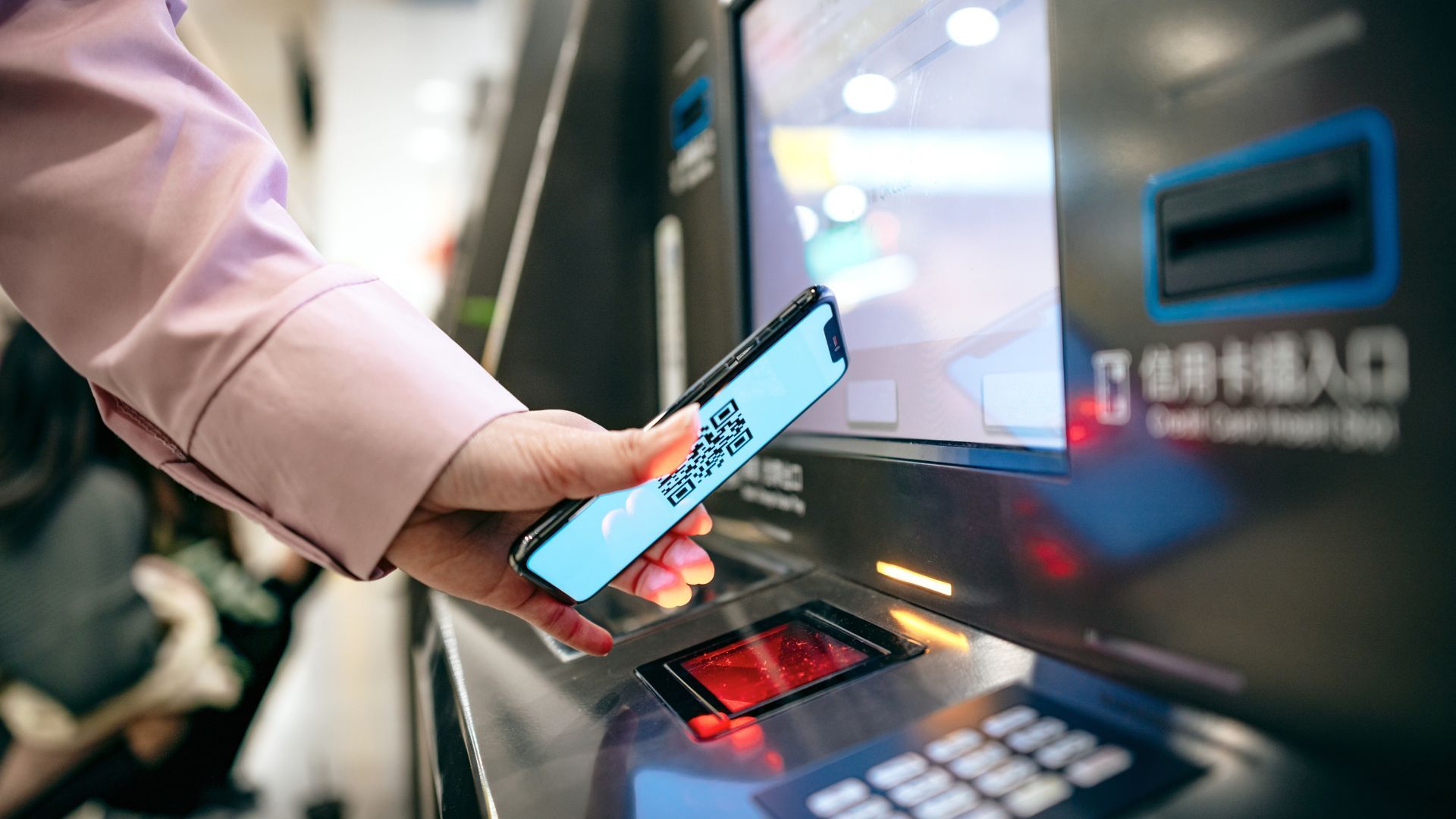 How To Travel In Delhi Metro: Cards, Apps, And More