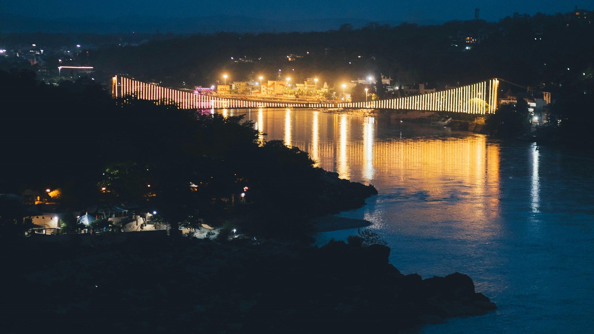 Best Diwali Long Weekend Getaways In India: Ayodhya, Varanasi, Udaipur ...