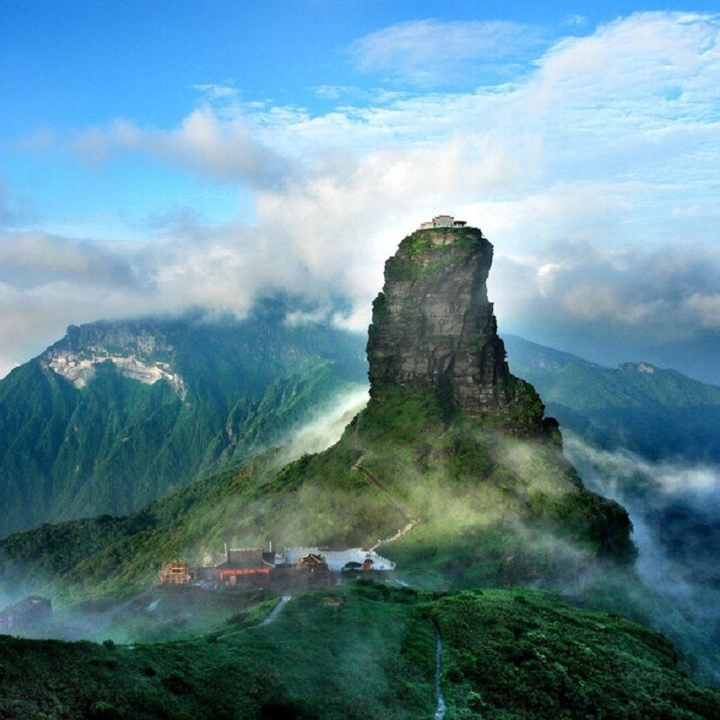 Beautiful Japanese Villages You Must Visit