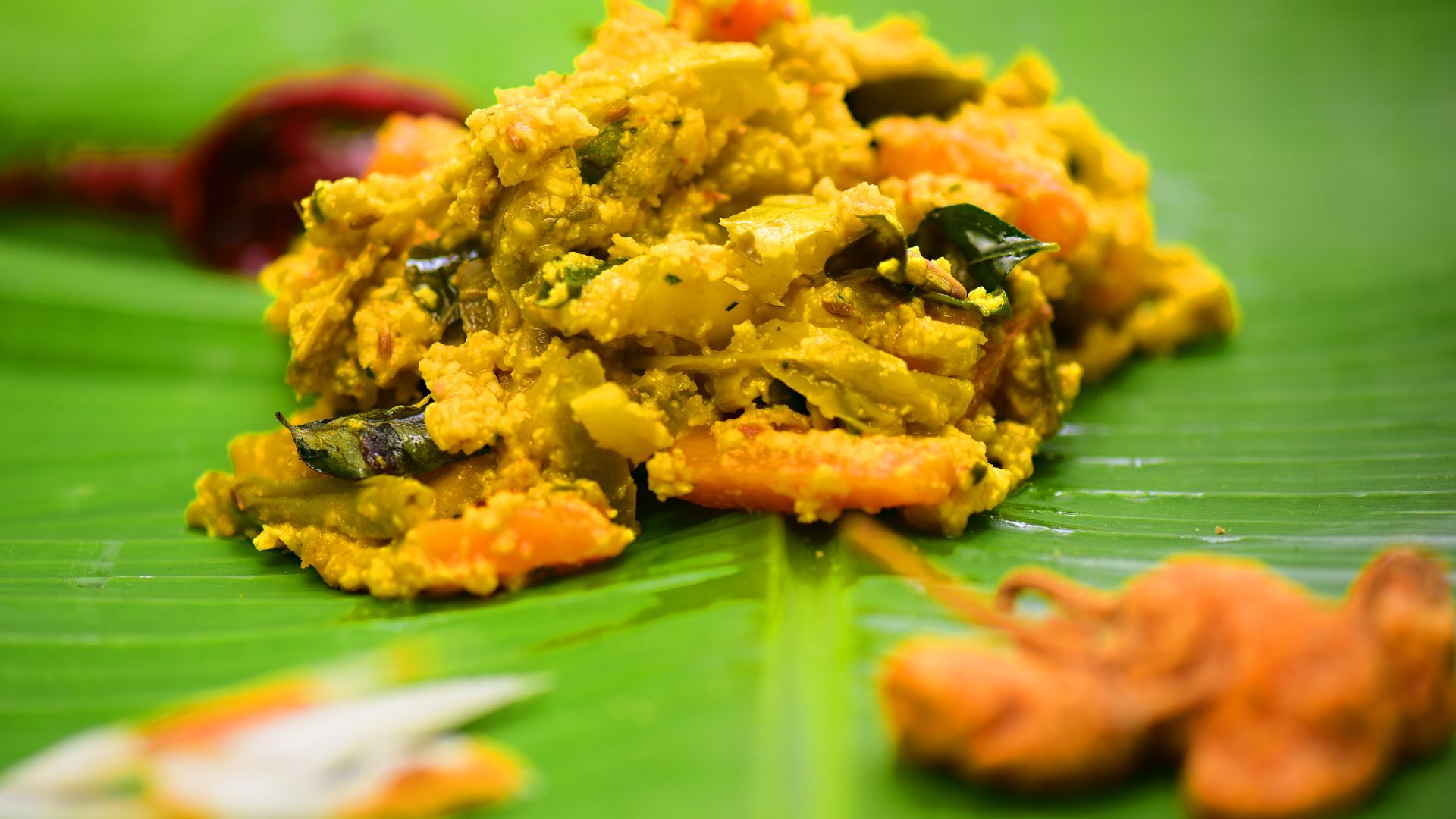 Experts Weigh In On The History Of Avial, An Onam Sadhya Essential