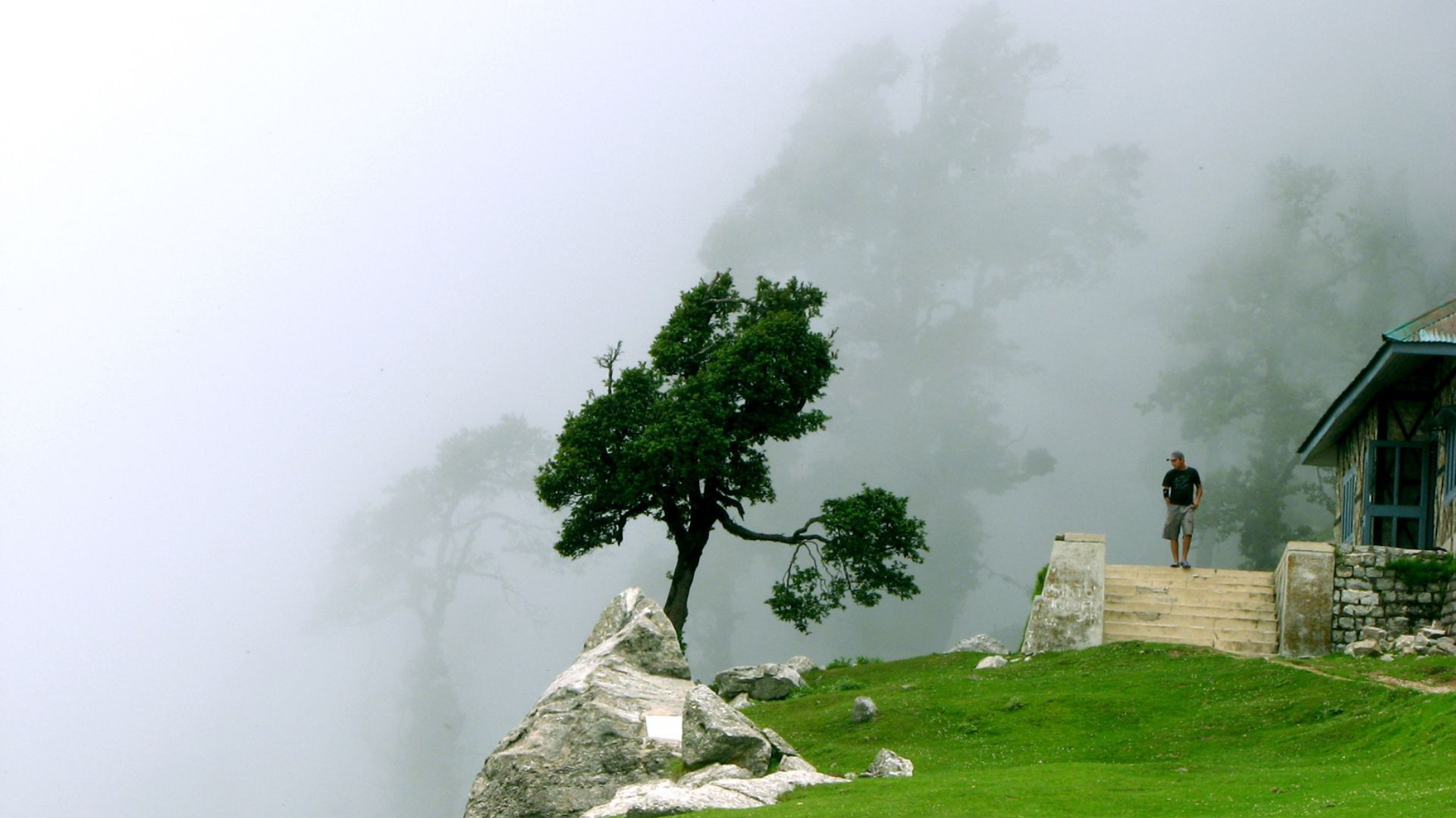 Dharamkot: Quaint Getaway To The Offbeat Hippie Village The Himalayas