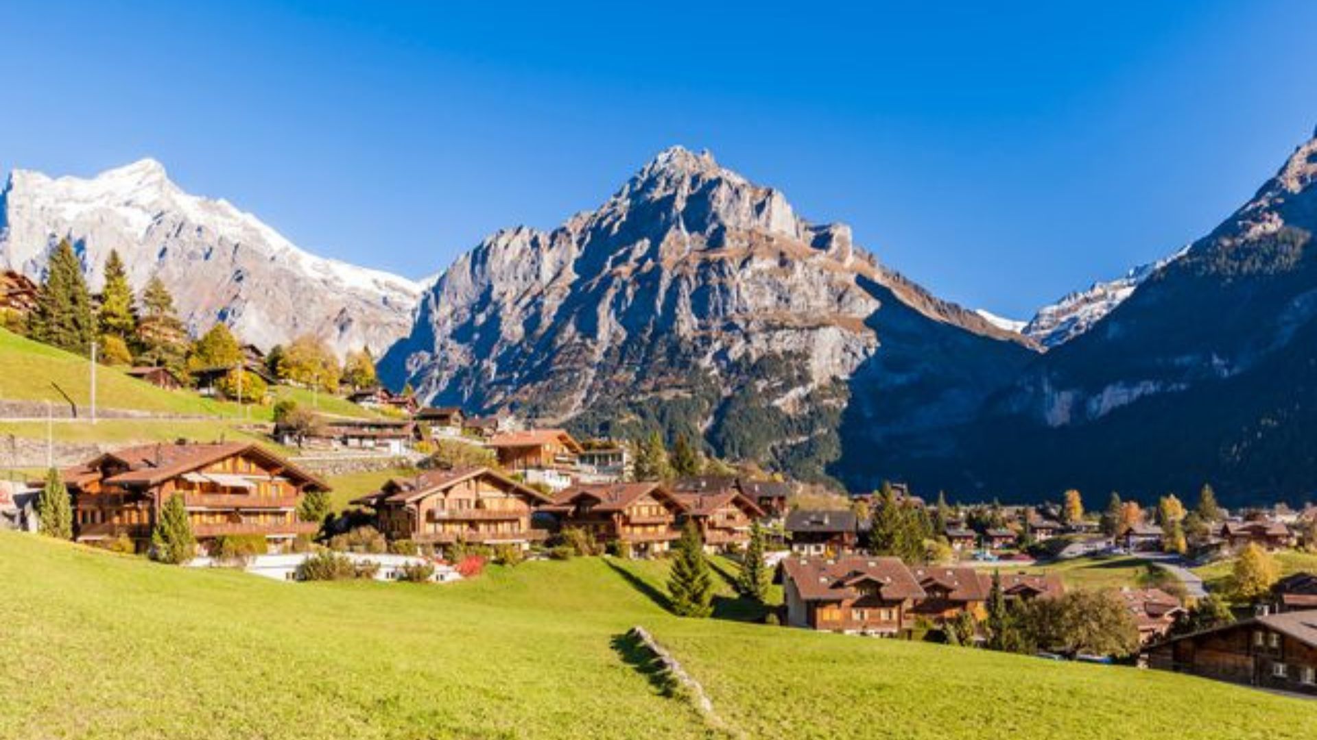15 Beautiful Mountain Towns In Europe