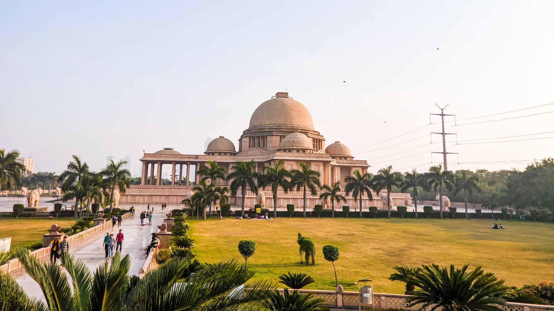 Things To Do In Noida: Malls, Shopping, Restaurants & Nightlife In Noida