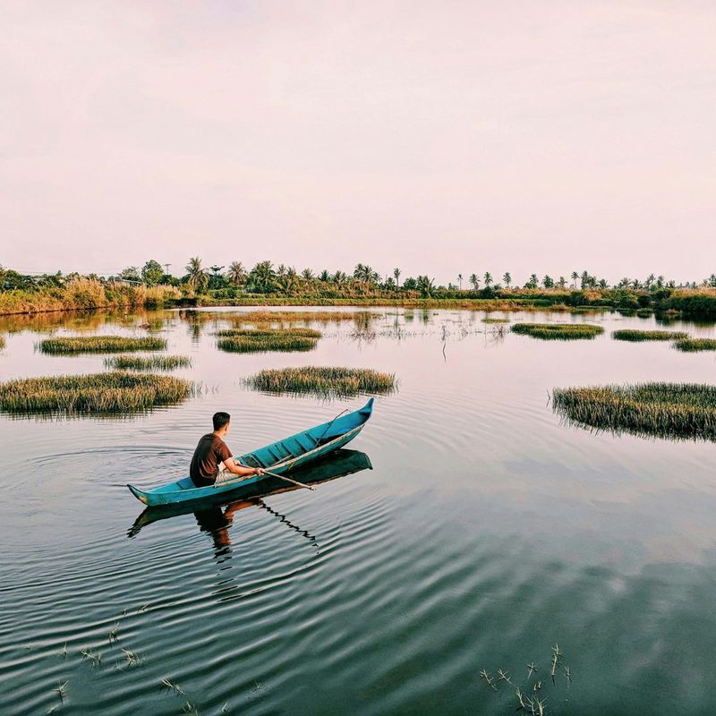 What Is 'Gig-Tripping' And Why Will It Be A Big Trend In 2025?