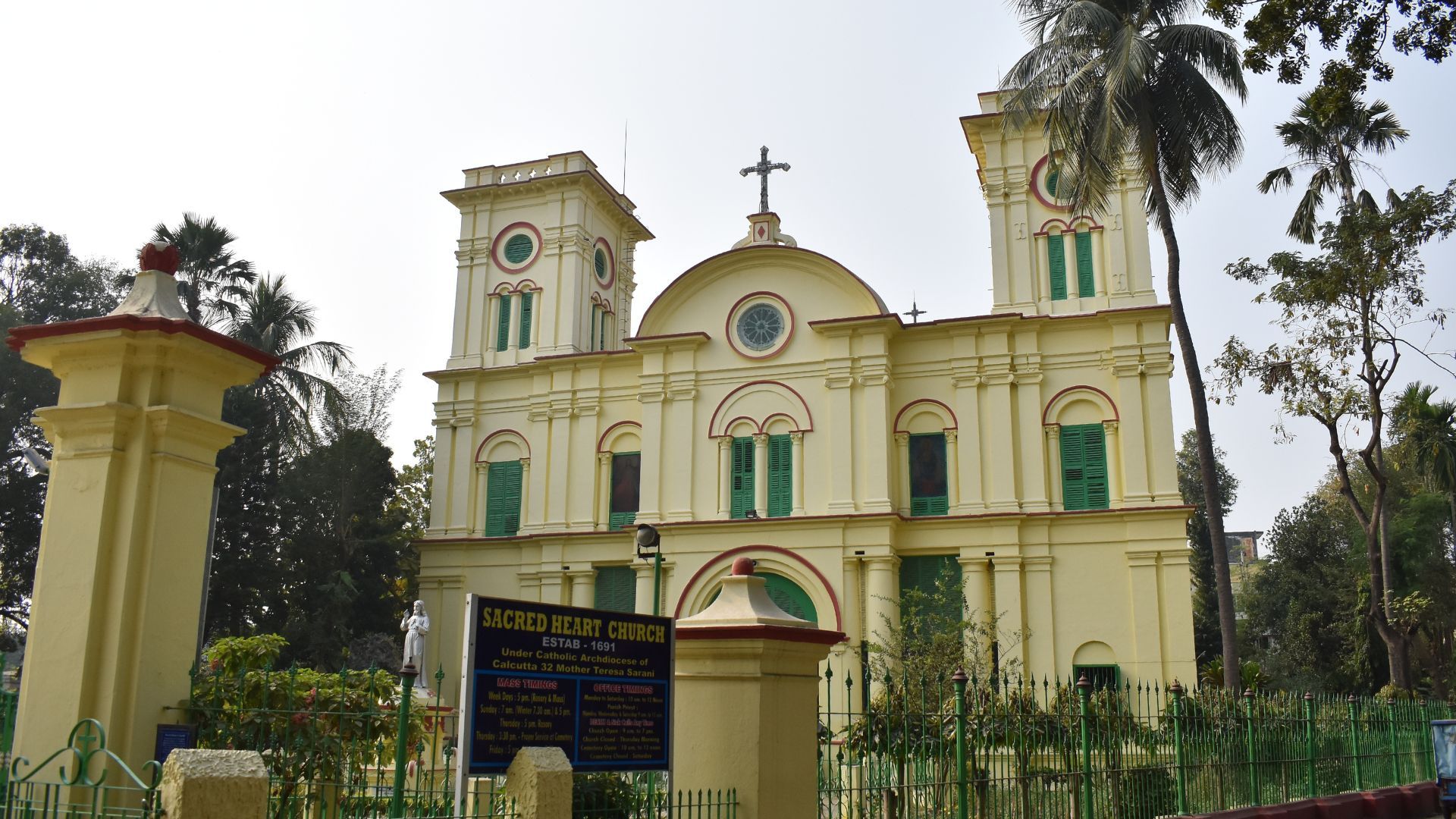 Exploring The French Colony Of Chandannagar In West Bengal