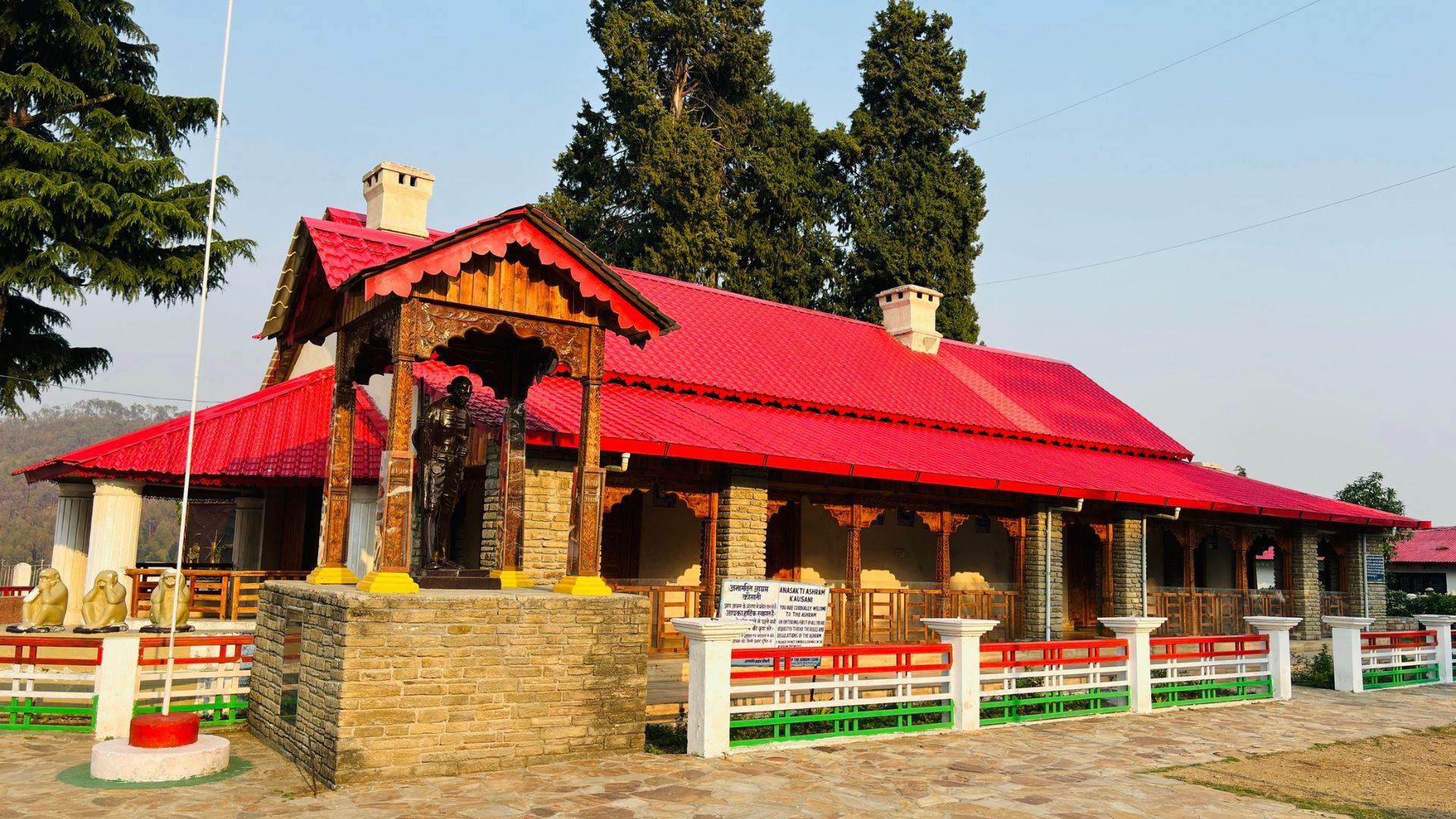 Kausani In Uttarakhand: Find Your Nirvana Amidst Himalayan Magic