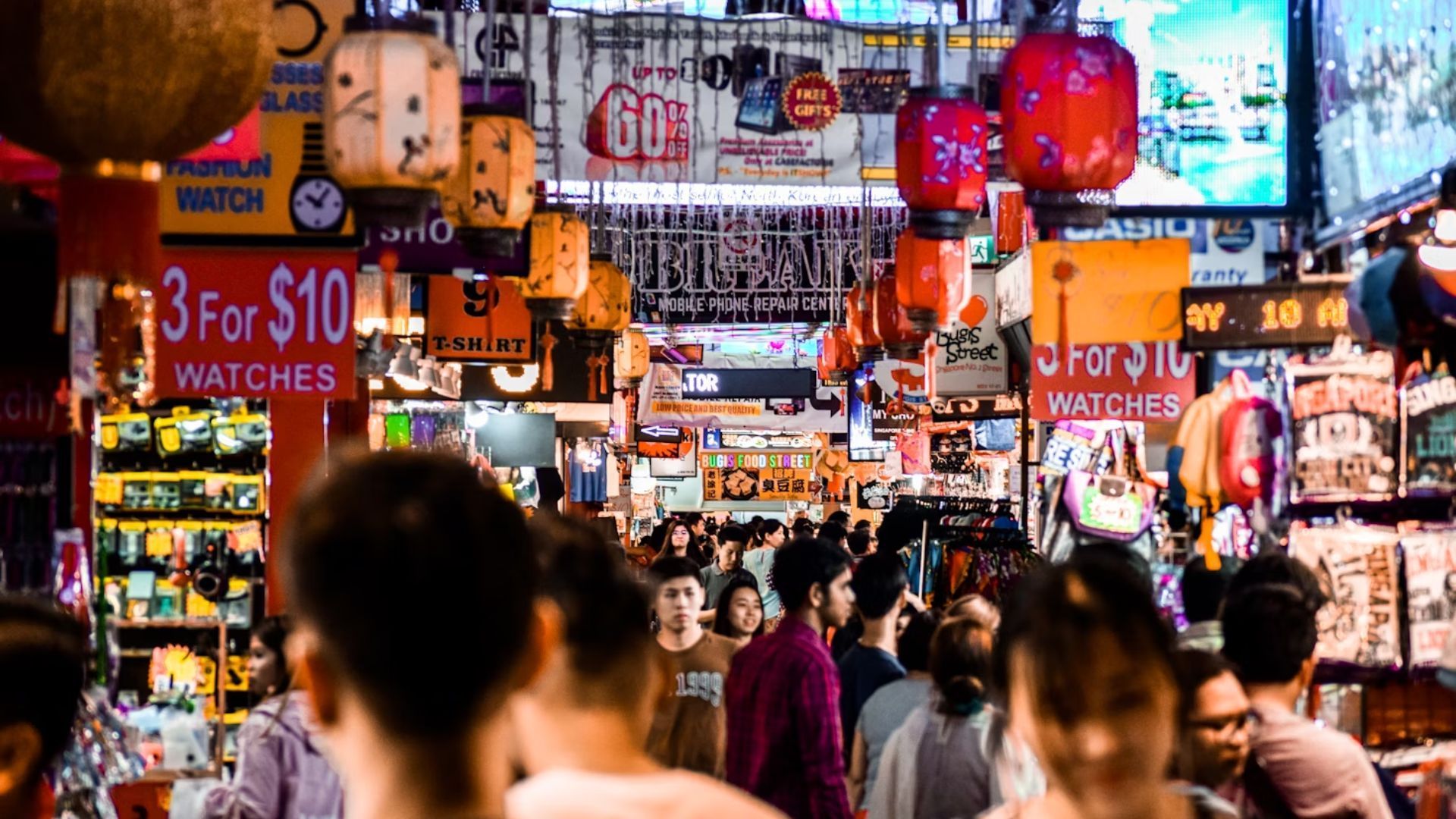 Bugis Street, Singapore: What To Eat, Where To Shop, And When To Visit