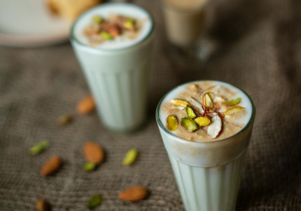 Maharashtra's Famous Food: Trying Konkan, Kolhapuri, Vidarbha Cuisines