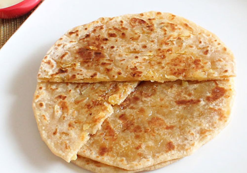 Maharashtra's Famous Food: Trying Konkan, Kolhapuri, Vidarbha Cuisines