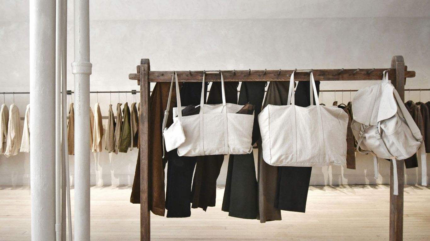 Guide To The Deals And Dilemmas Of Shopping At Thailand’s MBK Center