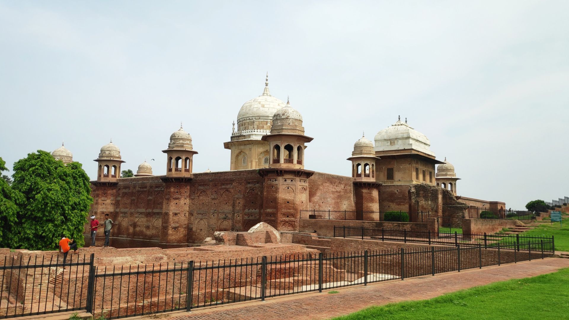 Places To Visit In Kurukshetra: Explore Sacred Sites And Scenic Wonders