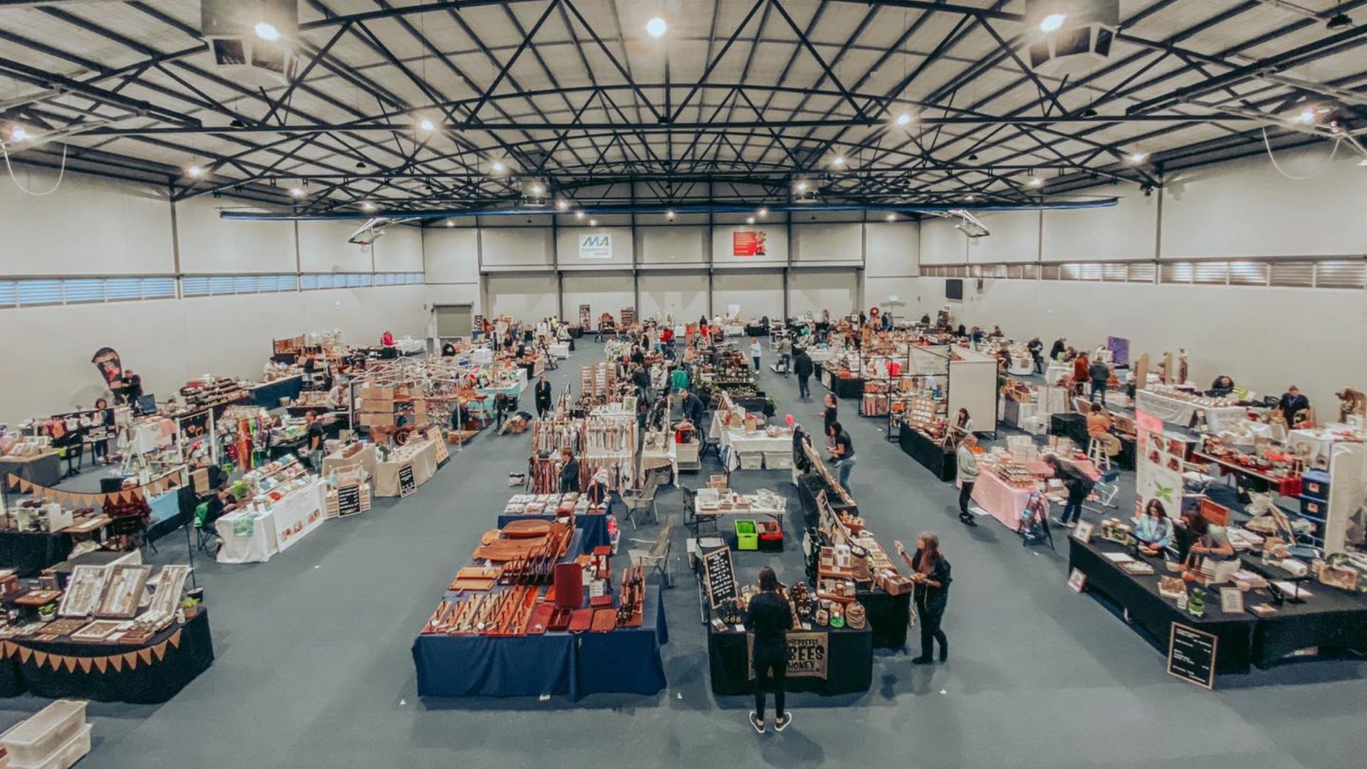 Christmas In Australia Is All About Sun, Sand, And Cheer