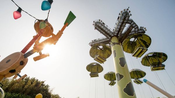 Disneyland Hong Kong Guide: When To Visit, Ticket Price And Insider Tips