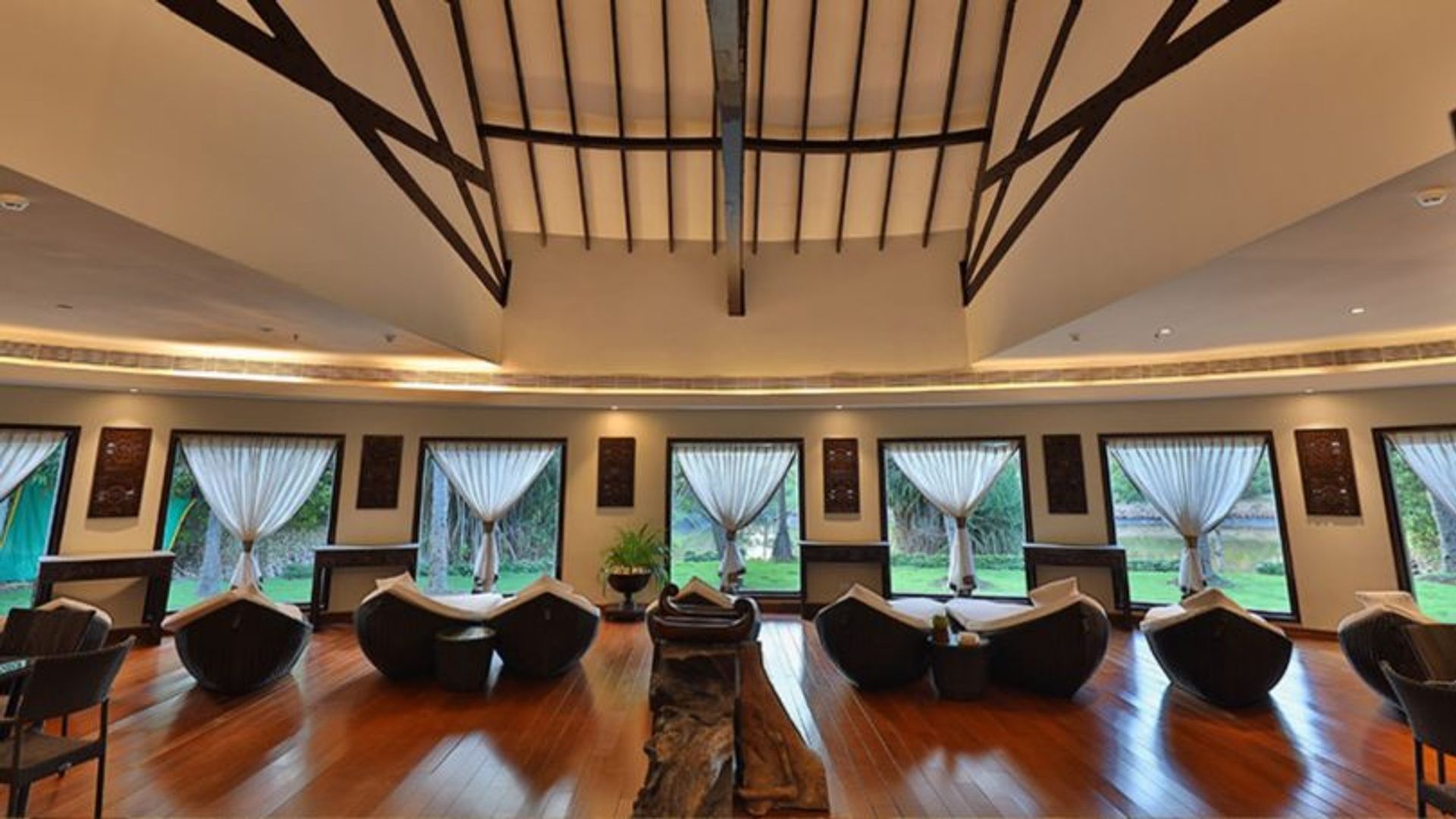 Top Spas In Kerala, A Sanctuary For Ayurvedic Massage And Healing