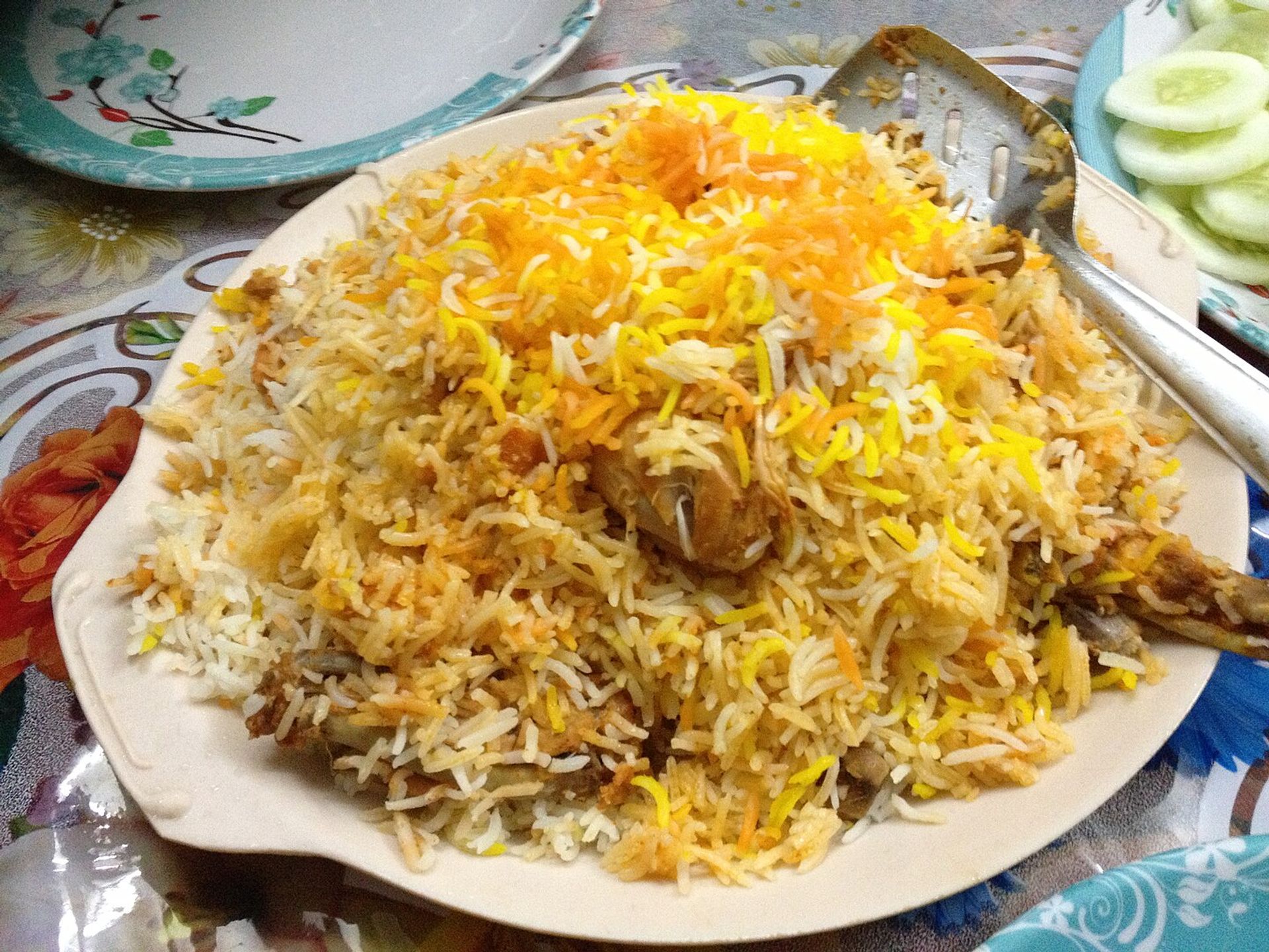 Famous Food Of Uttar Pradesh, A Gastronomic Paradise For Every Palate